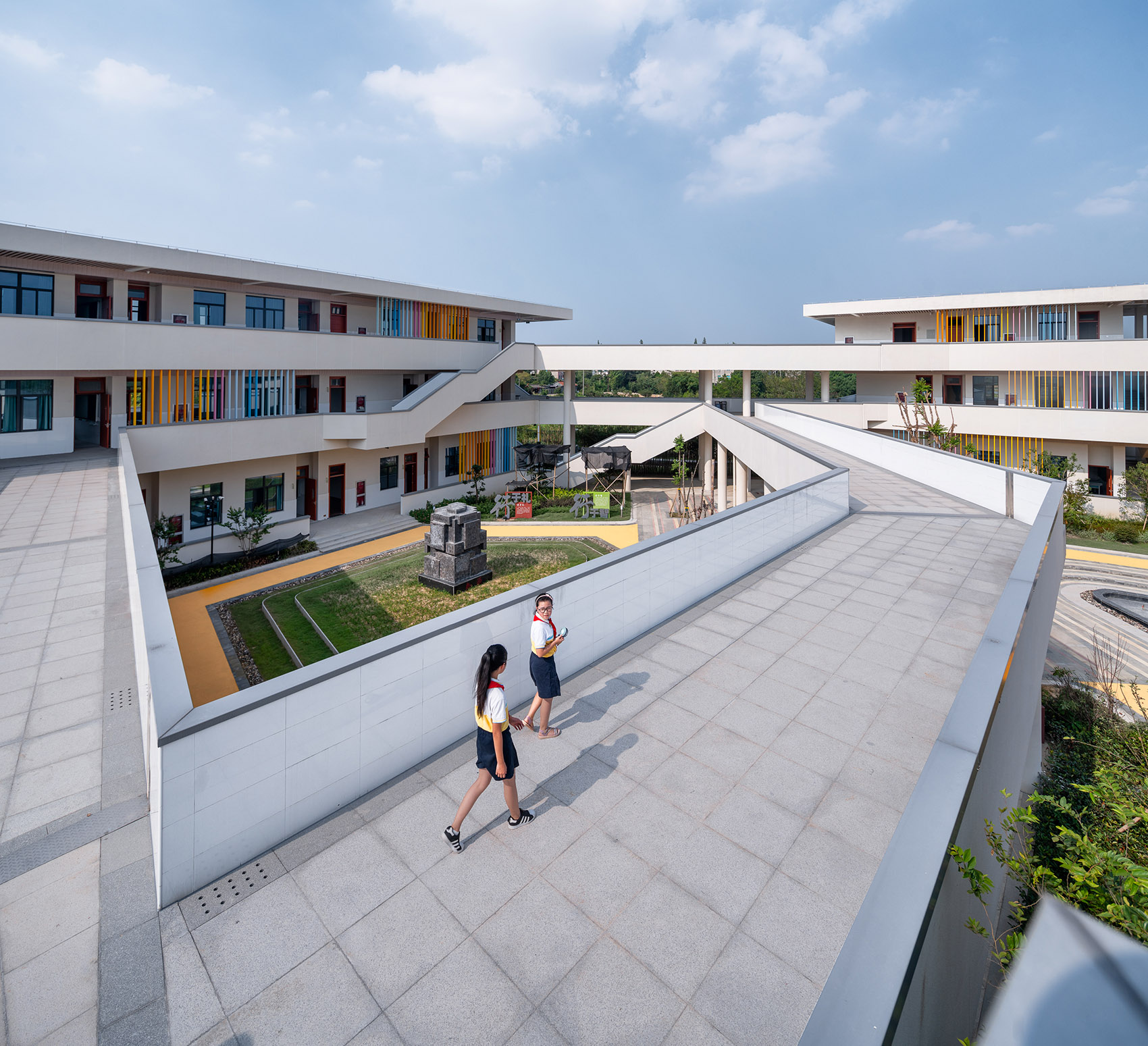 Erdu Primary School, Zhejiang, China by Qiu Jiayu + Paul Mok - 谷德设计网