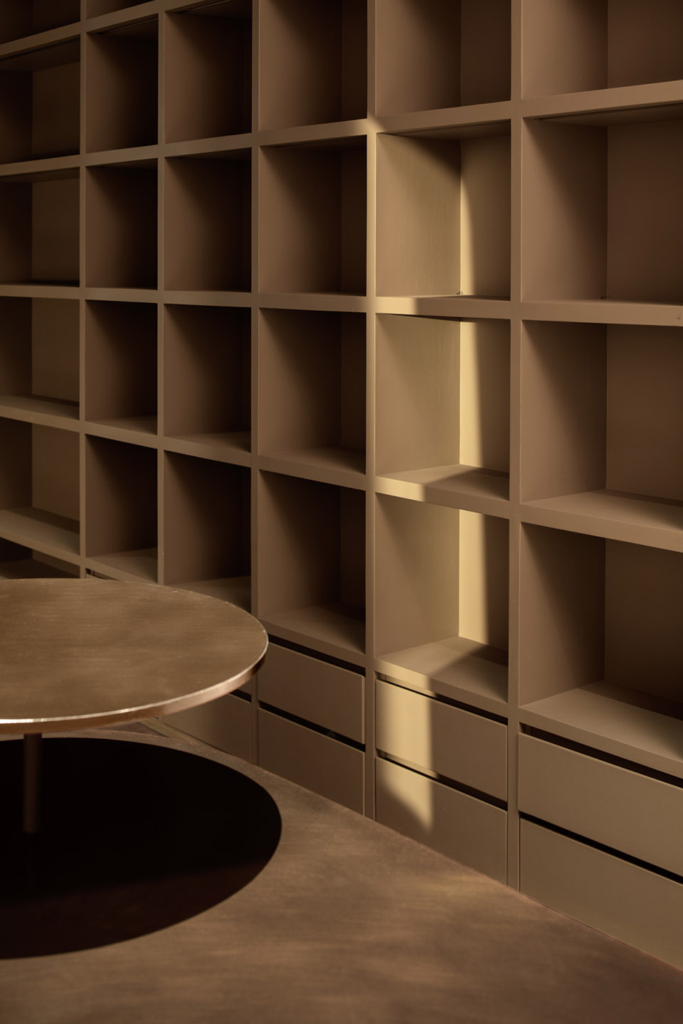 THE ONE Vintage Luxury Store, Chongqing, China by Jade Simple Design ...