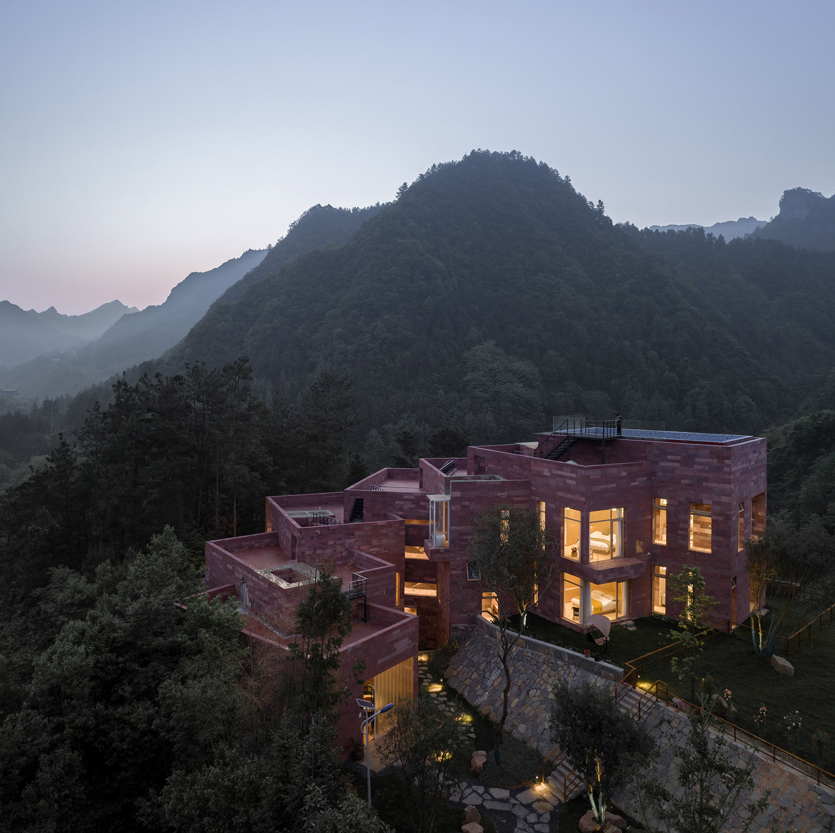 Red House, Hunan, China by Su Architects - 谷德设计网