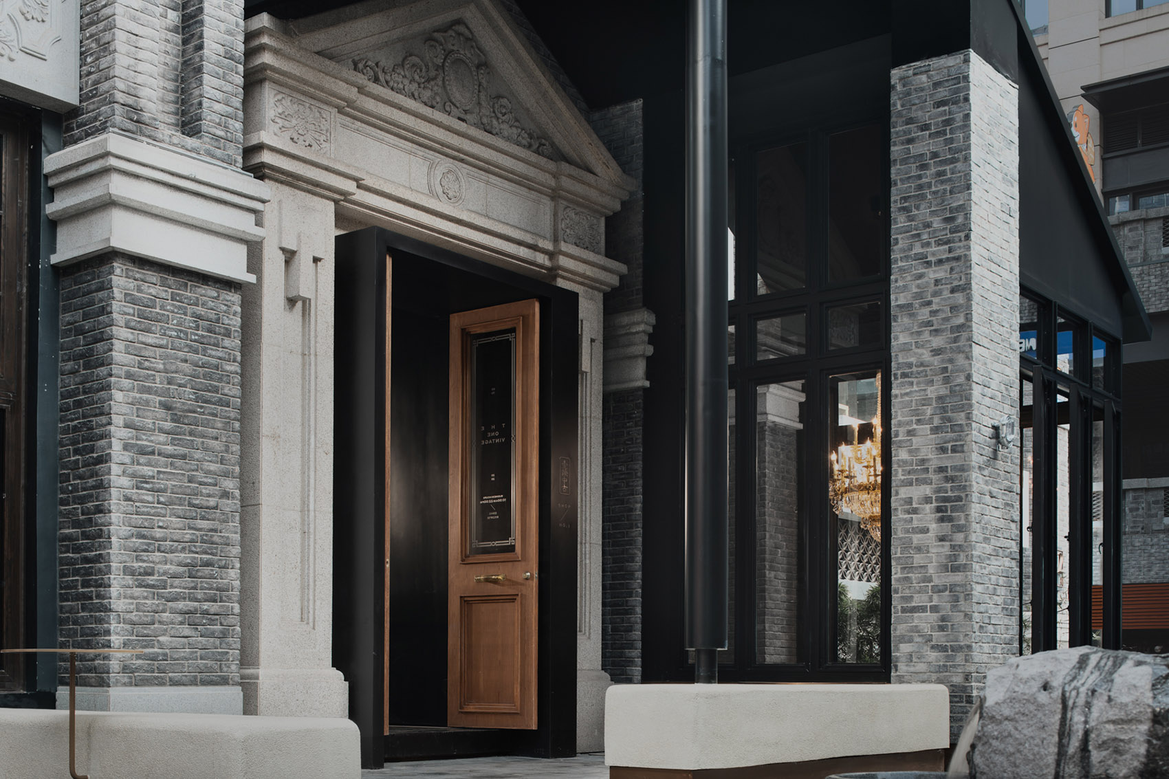 THE ONE Vintage Luxury Store, Chongqing, China by Jade Simple Design ...