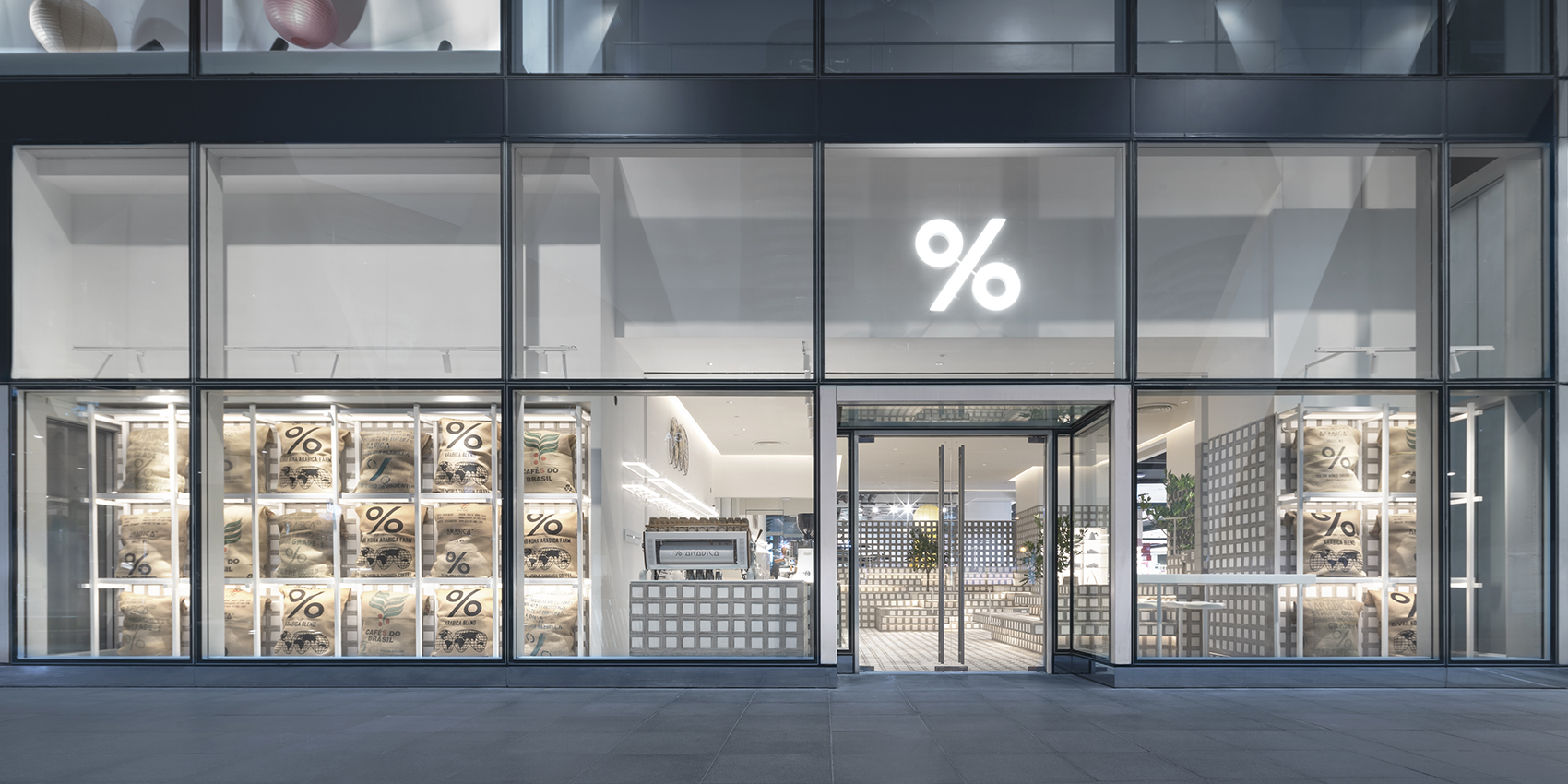 % Arabica Store Bangkok CentralWorld by Studio Precht - 谷德设计网