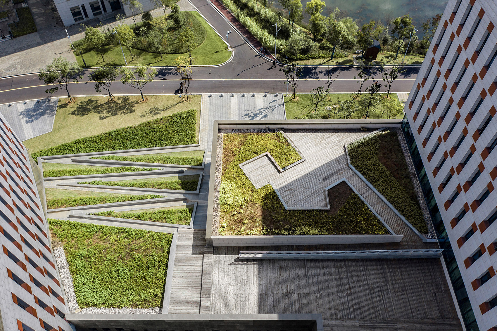 3D garden – School of Environmental Studies building, China by TJAD - 谷德设计网