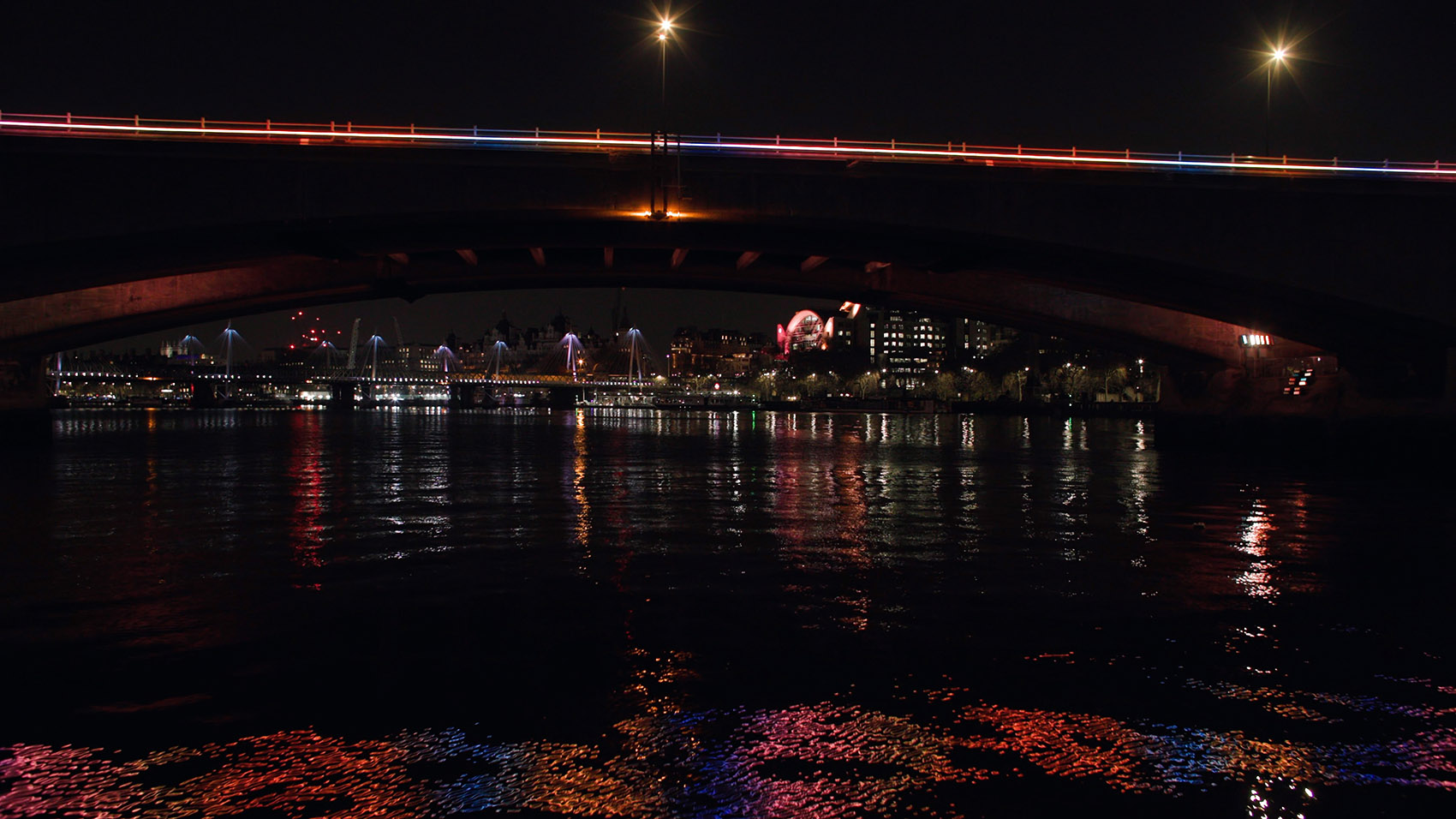Visionary Illuminated River artwork launches across five more Thames ...