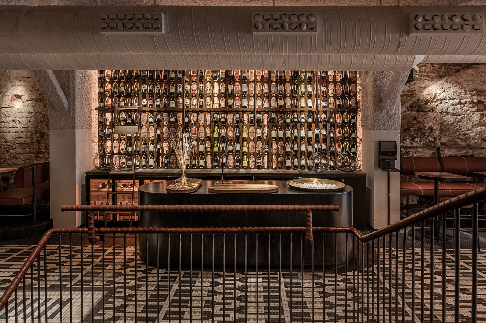 MAD Bars House by YOD design lab - 谷德设计网