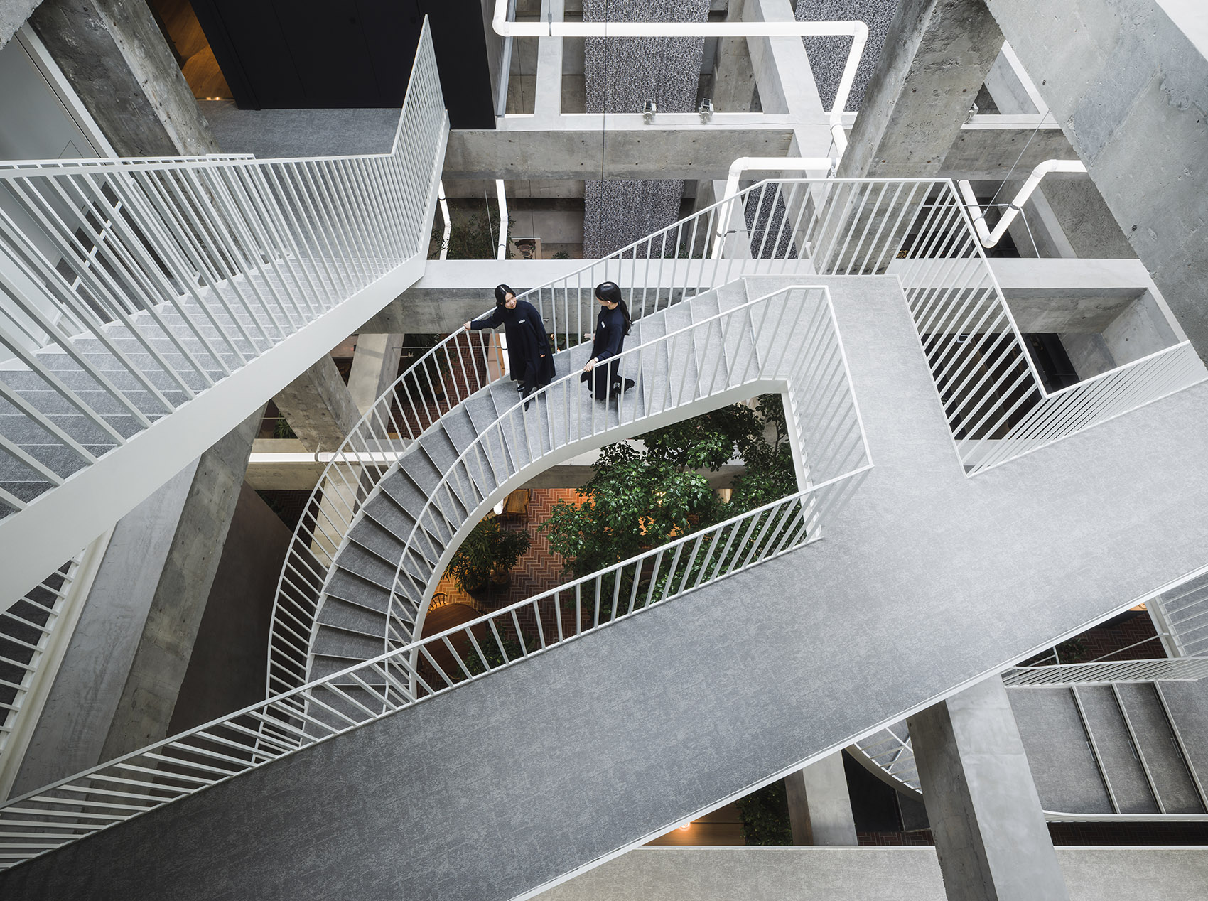SHIROIYA Hotel by Sou Fujimoto Architects - 谷德设计网