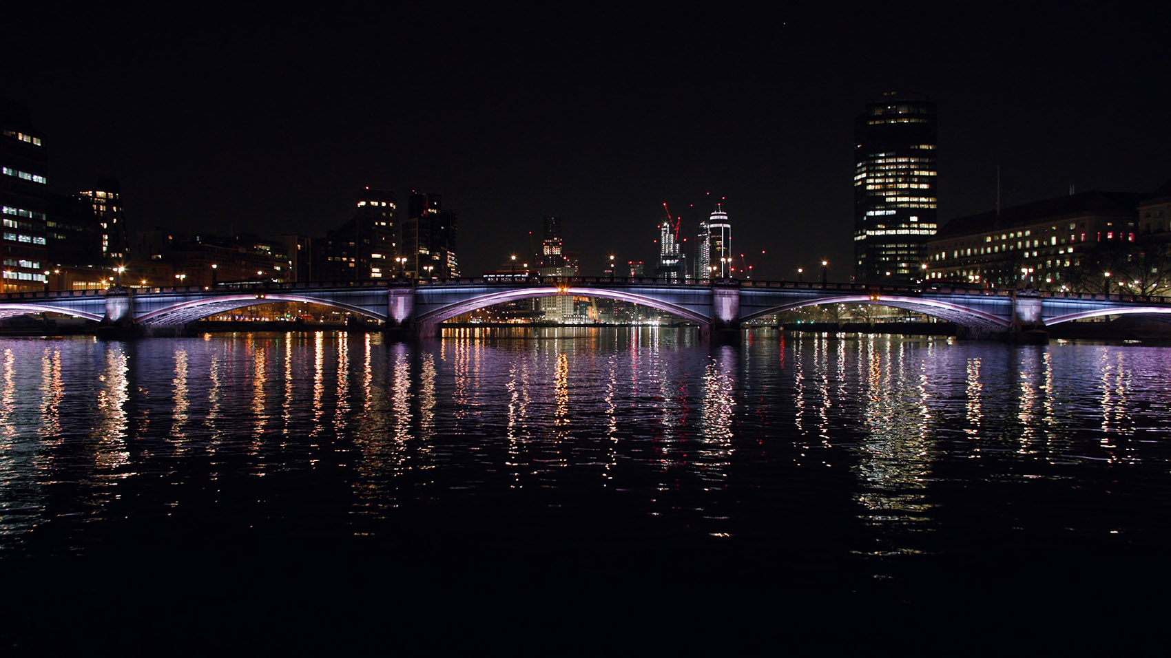 Visionary Illuminated River artwork launches across five more Thames ...