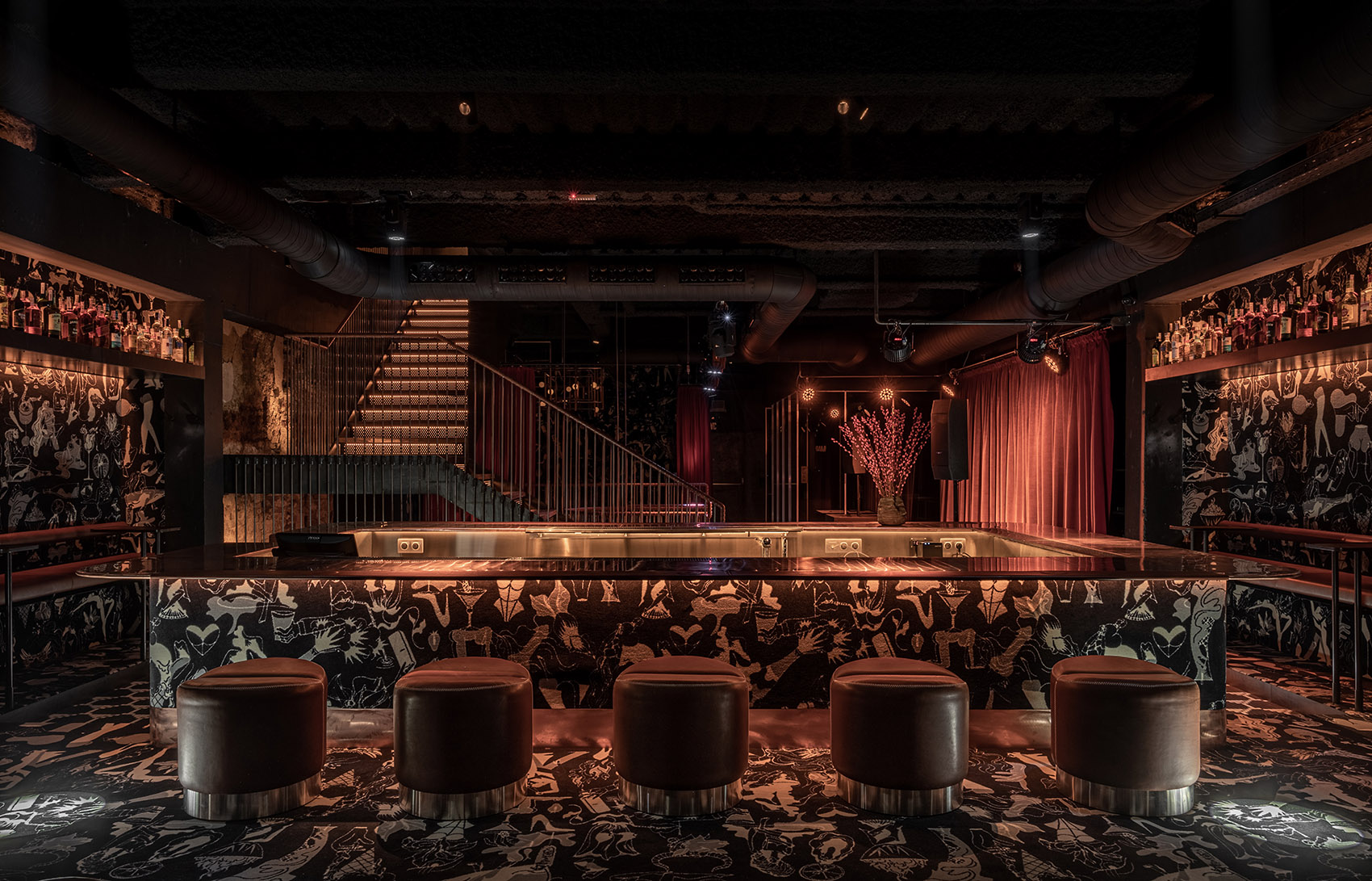 MAD Bars House by YOD design lab - 谷德设计网