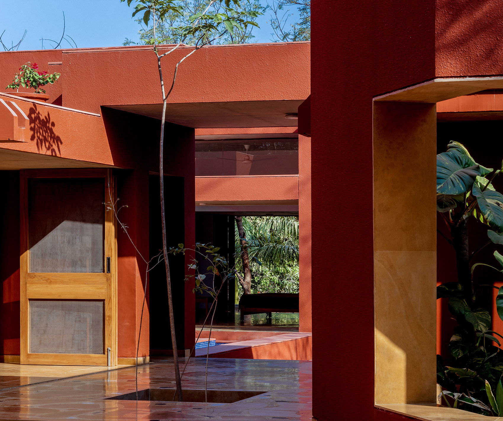 A home for the Guptas by Raghuveer Kathpalia - 谷德设计网