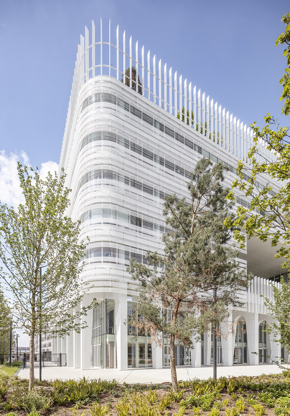 Paris Region Headquarters by JACQUES FERRIER ASSOCIES - 谷德设计网