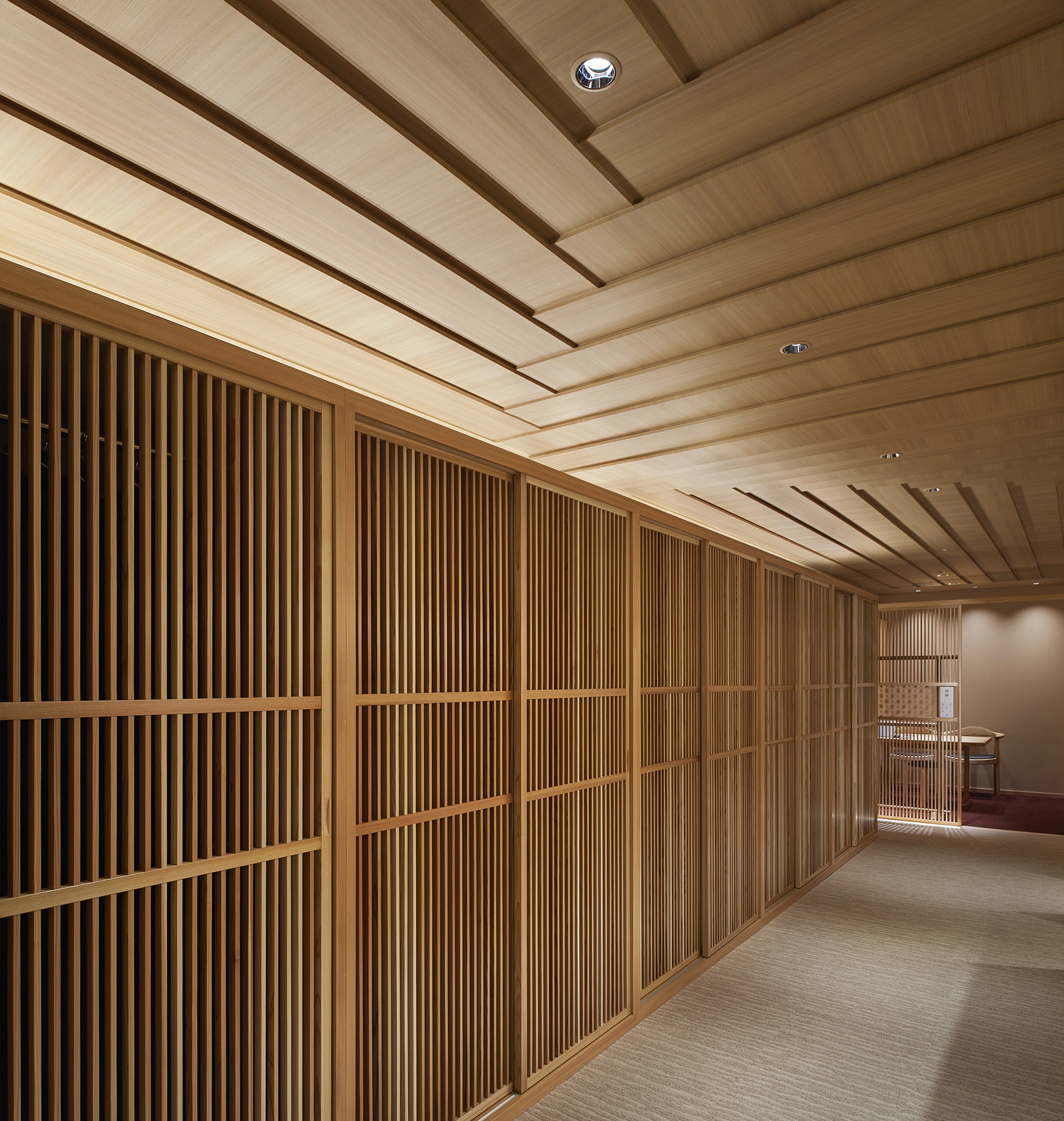 Marusho Kimono Shop, Yokohama, Japan by Tsutsumi & Associates - 谷德设计网