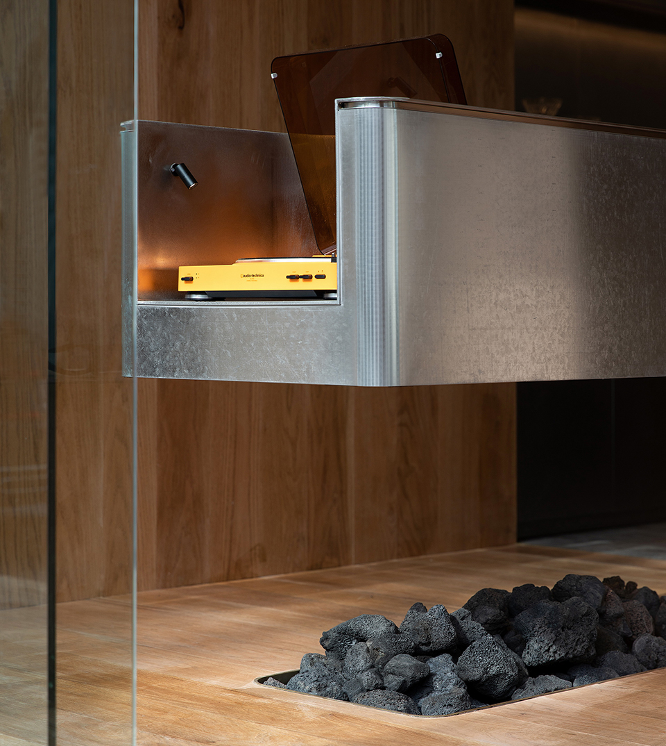 Yijian Cafe, China by Golucci Interior Architects - 谷德设计网