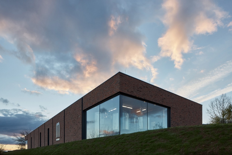 The Most Micro-brewery by ADR - 谷德设计网