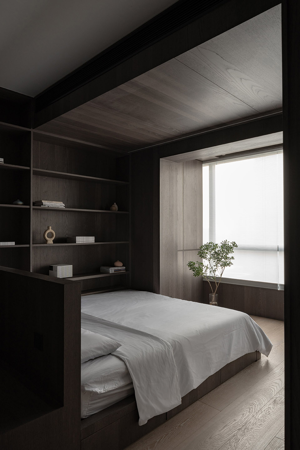 A quiet room, China by Guangzhou YiDian Studio - 谷德设计网