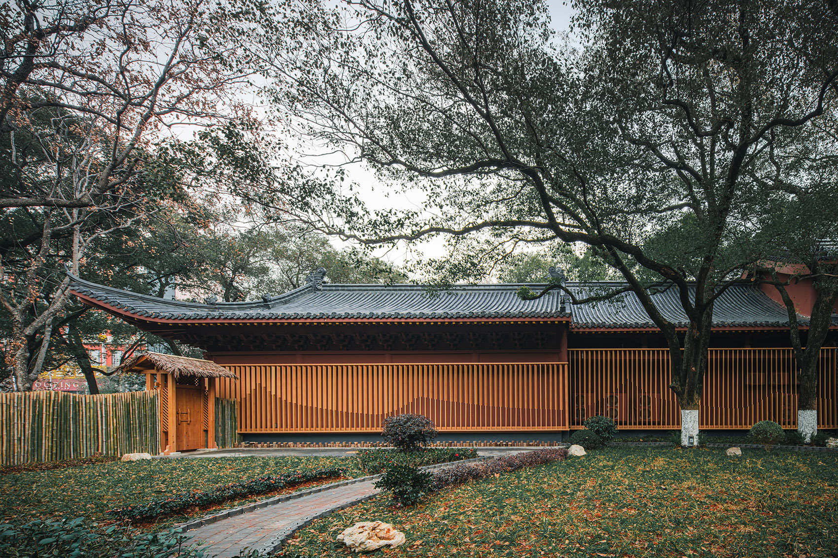 The Renovation of Liangshu Art Museum of Bayi Park, Nanchang, China by ...