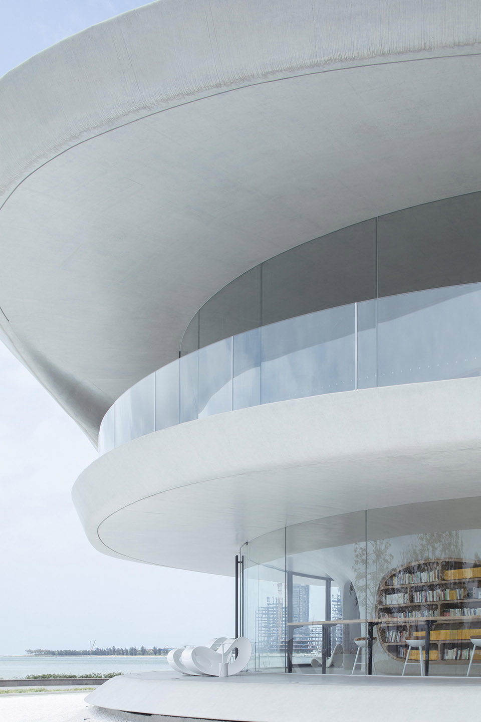 Wormhole Library Interior Design by MAD + LHBY - 谷德设计网