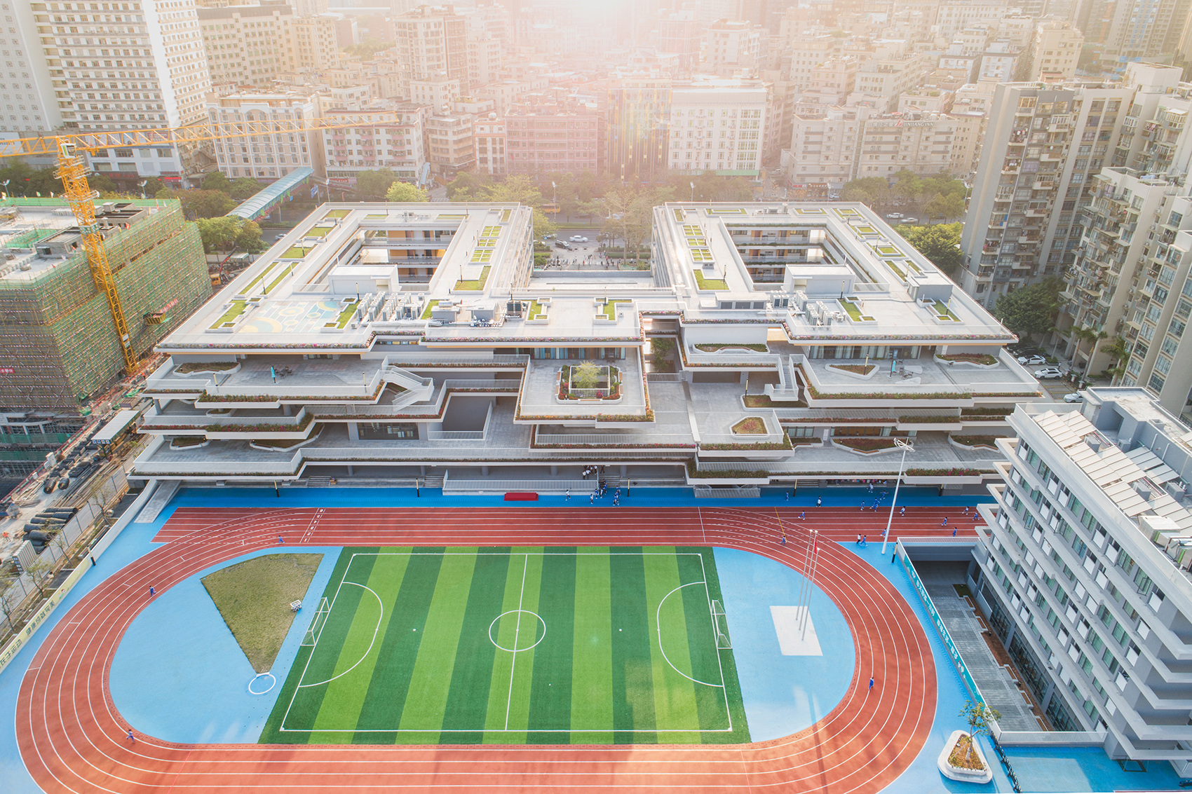 Experimental school affiliated to Longhua Educational Science Institute ...