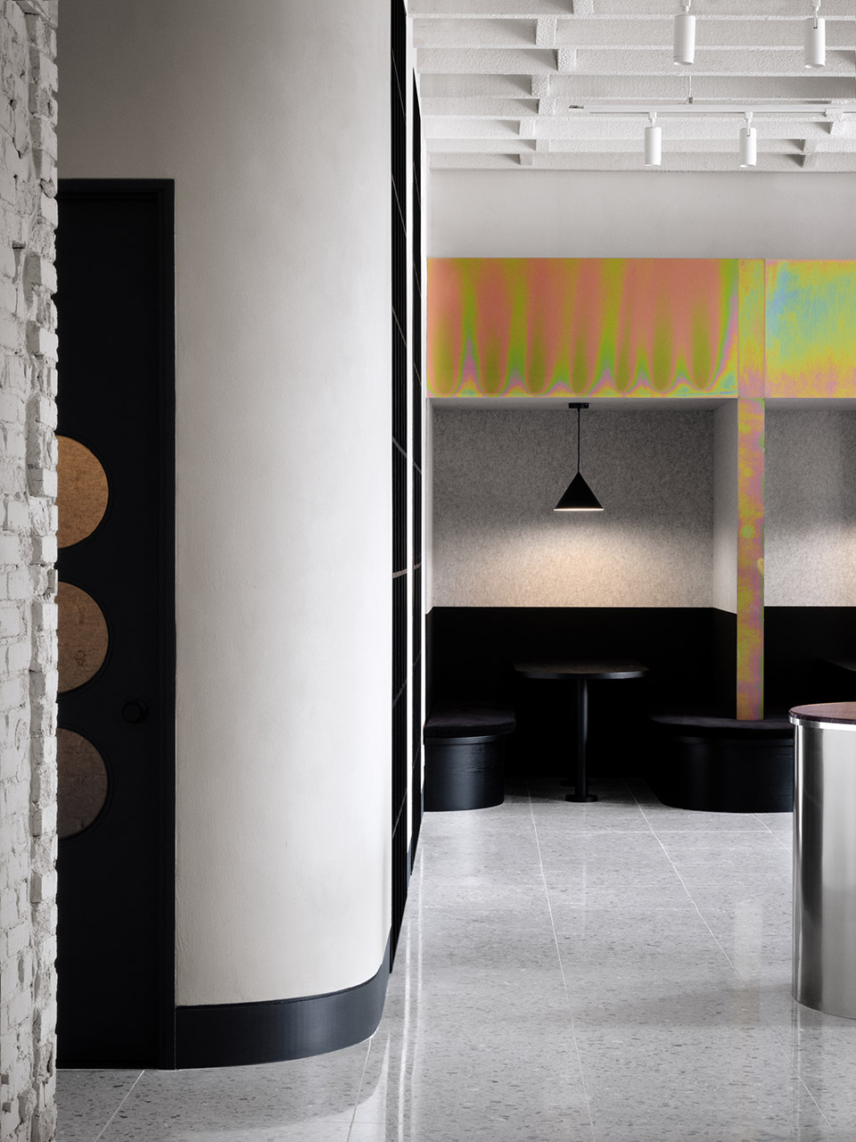 SPACIAL office space by IVY STUDIO INC. - 谷德设计网