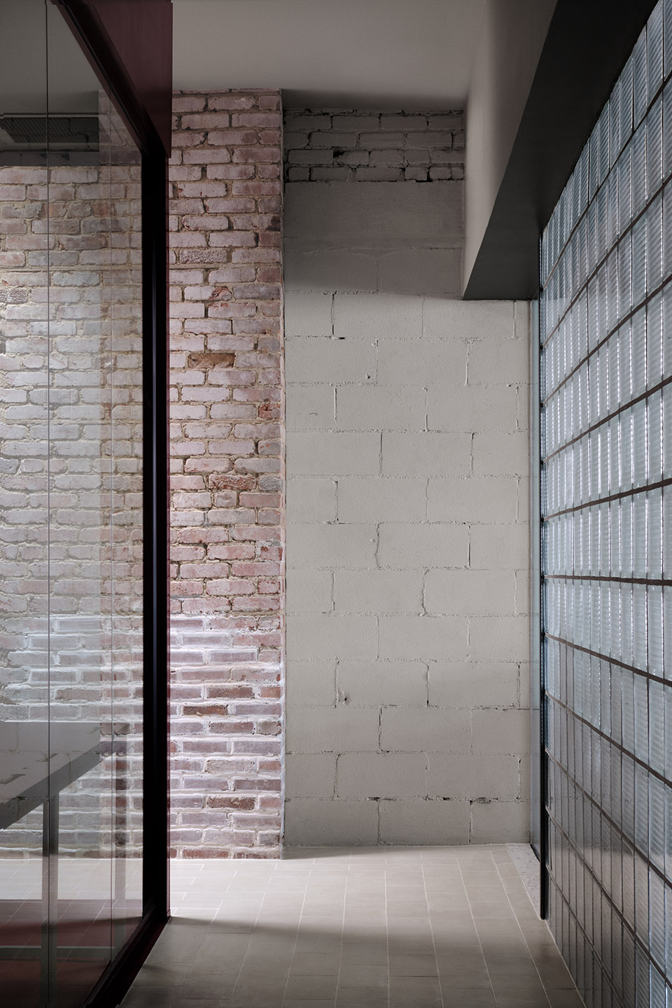 SPACIAL office space by IVY STUDIO INC. - 谷德设计网