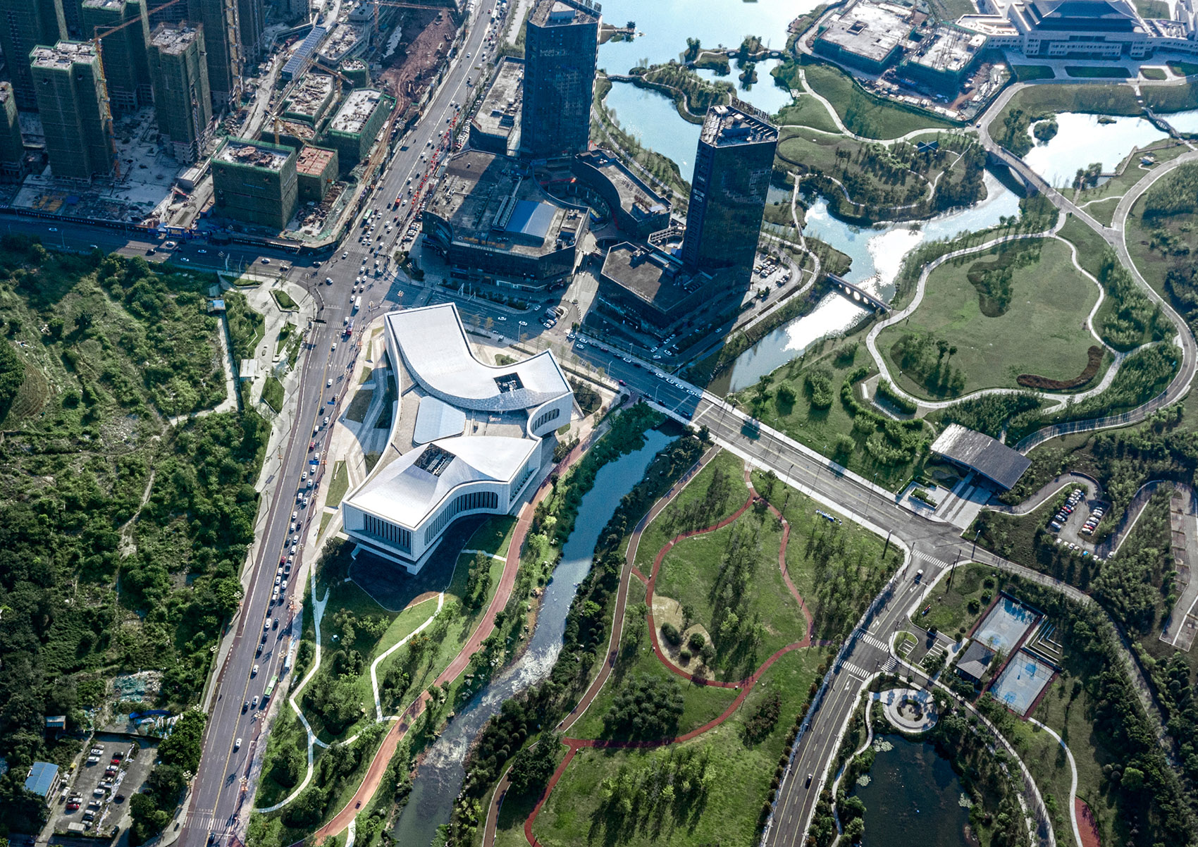 Yibin science and Technology Museum, China by TJAD - 谷德设计网