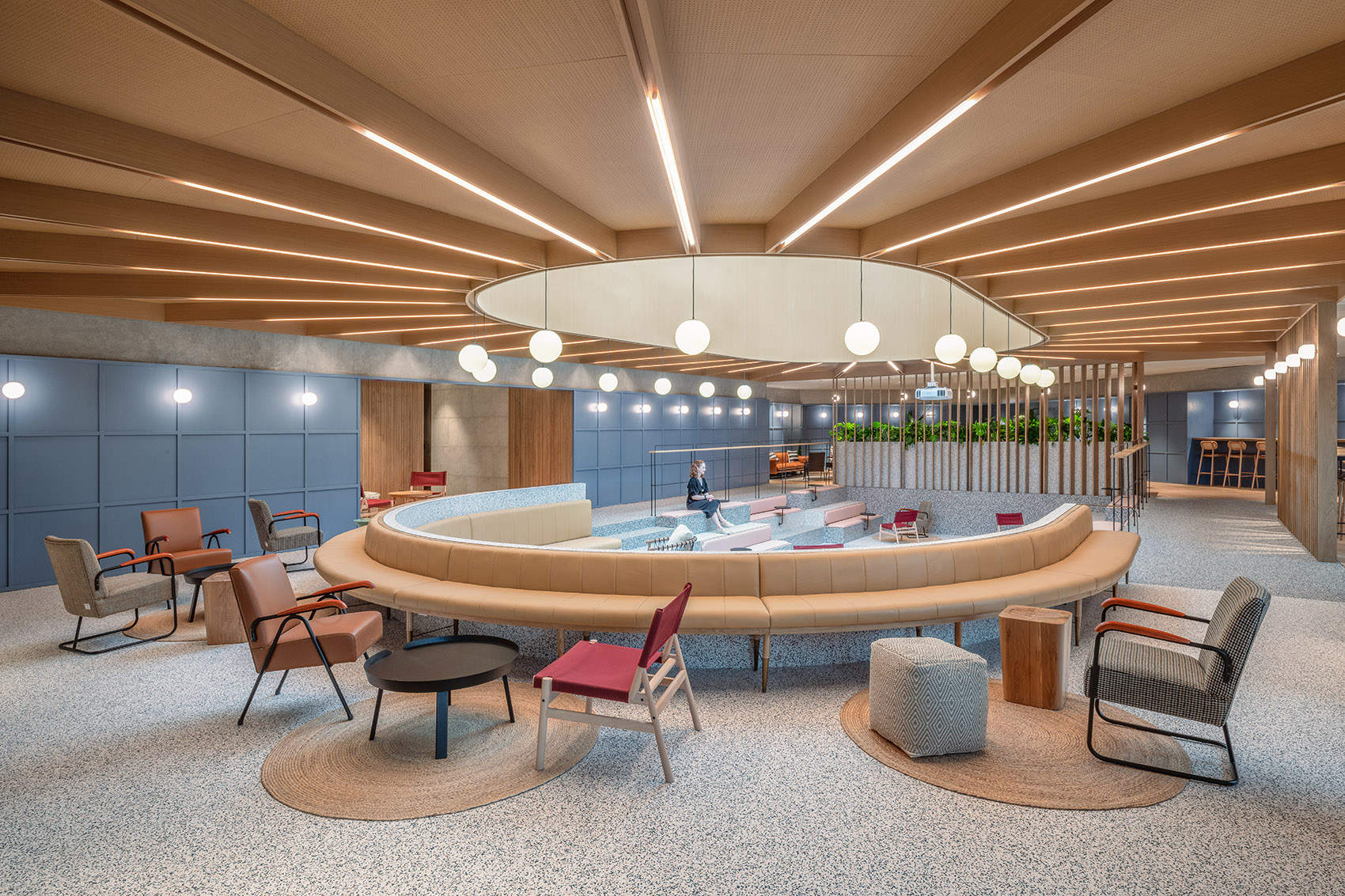 Social Space at Jing’an Kerry Centre, Shanghai by Linehouse - 谷德设计网