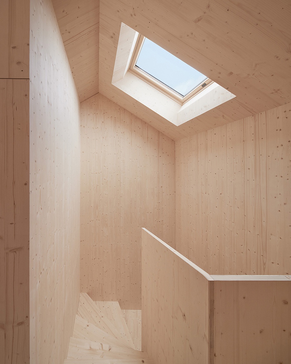 House made of Spruce by MWArchitekten - 谷德设计网