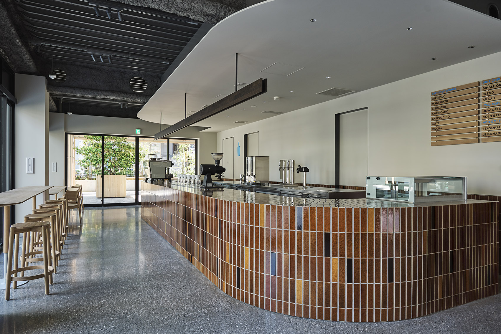 Blue Bottle Coffee Shibuya Cafe by Keiji Ashizawa Design - 谷德设计网