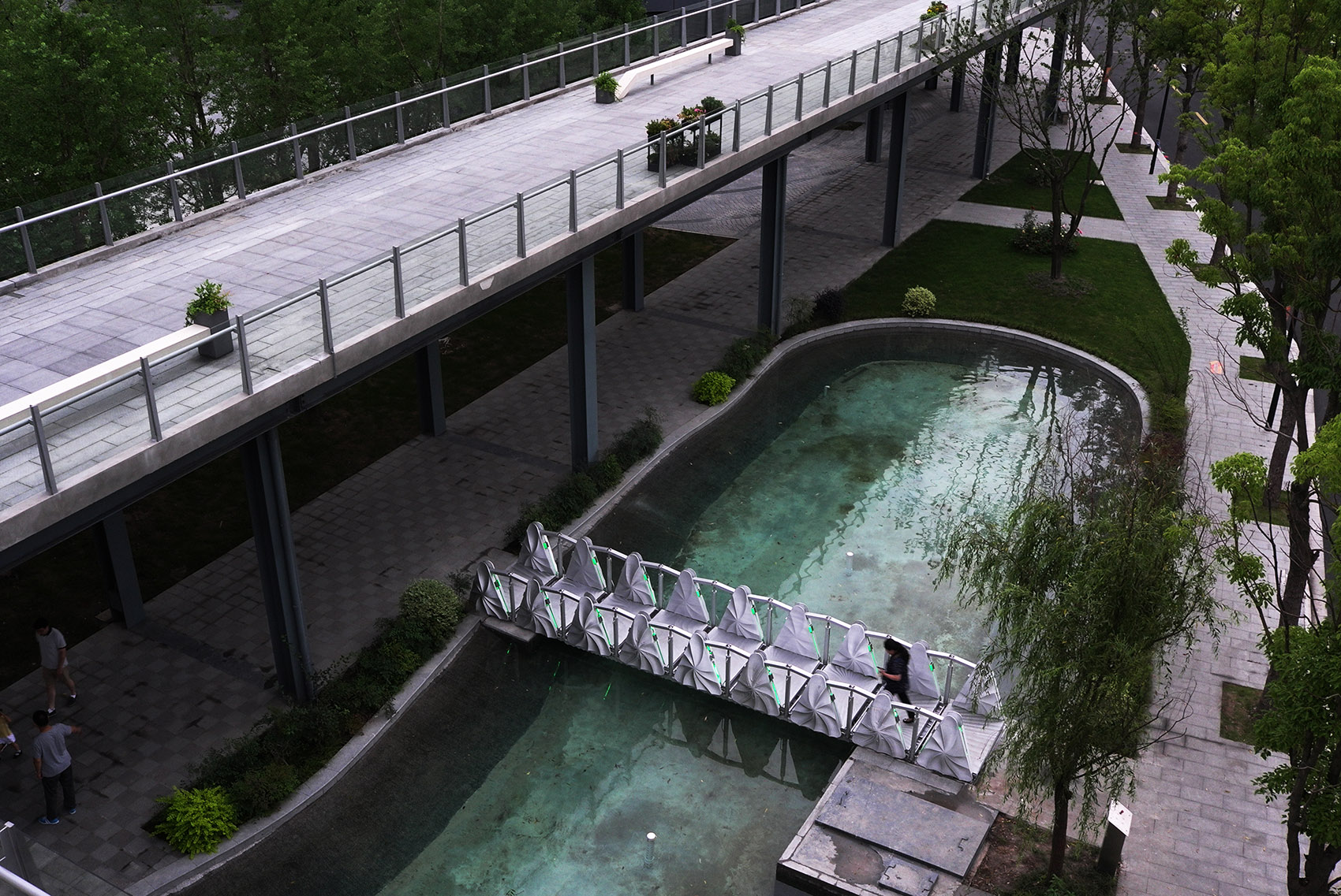 “Eternal Wheel” – 3D printing stretchable landscape pedestrian bridge ...