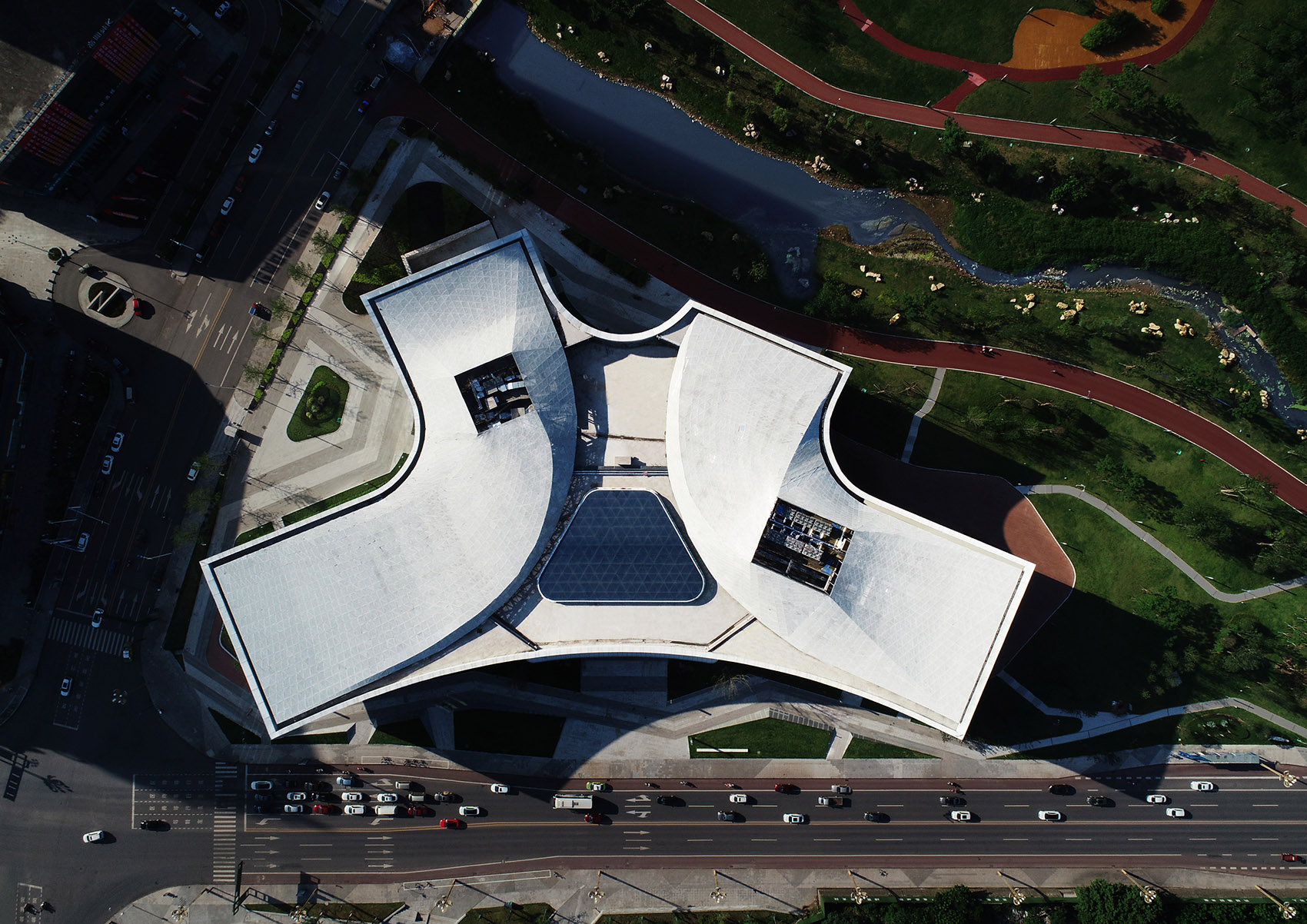 Yibin science and Technology Museum, China by TJAD - 谷德设计网