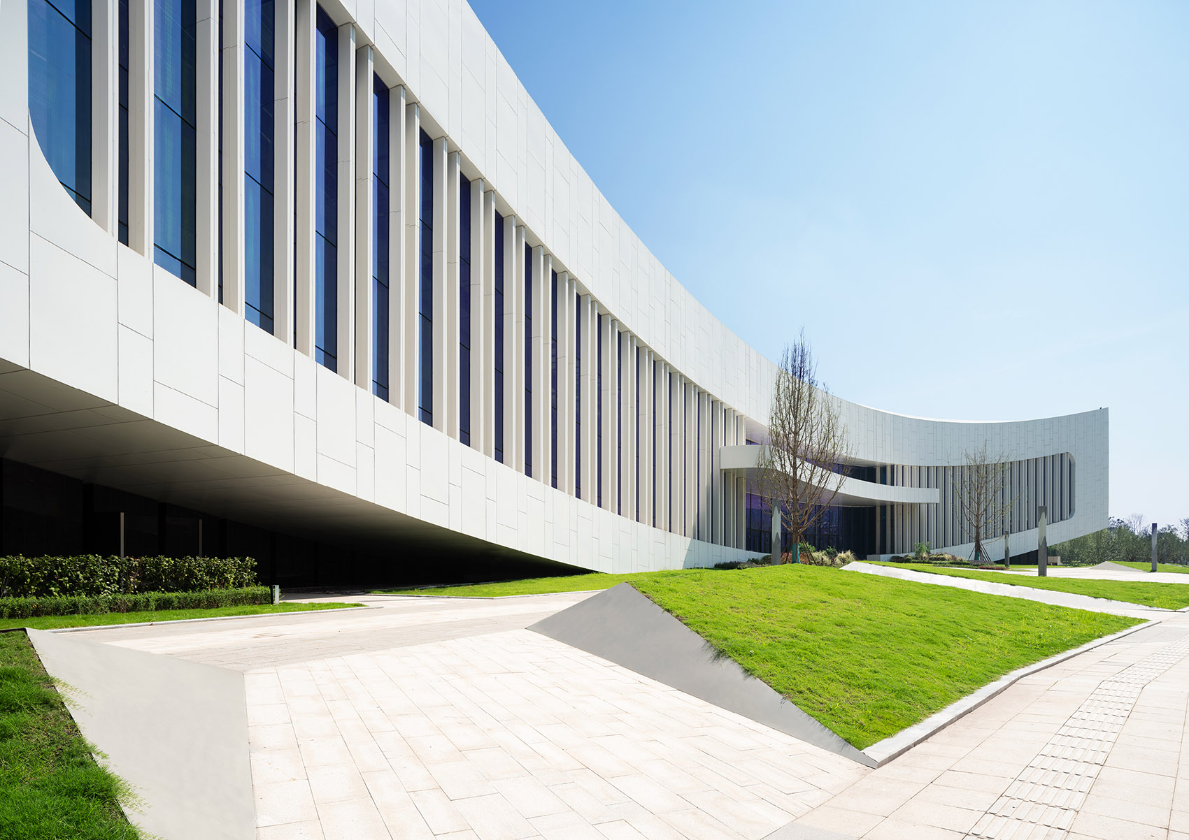 Yibin science and Technology Museum, China by TJAD - 谷德设计网