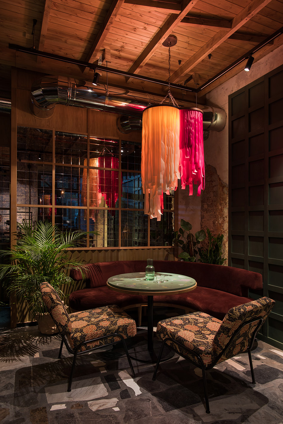 Meow酒吧，莫斯科 / PAUM FAMILY - 谷德设计网