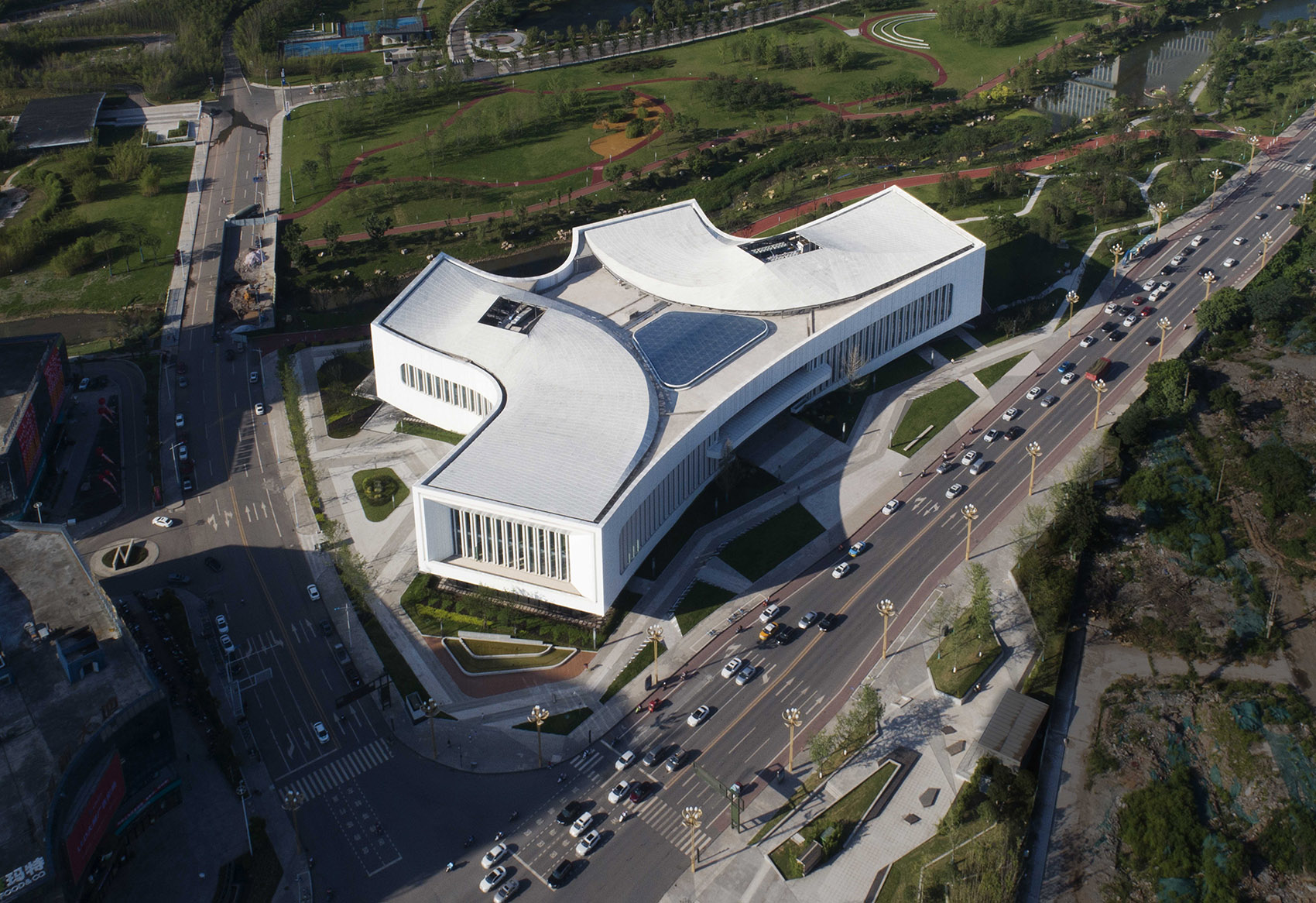 Yibin science and Technology Museum, China by TJAD - 谷德设计网