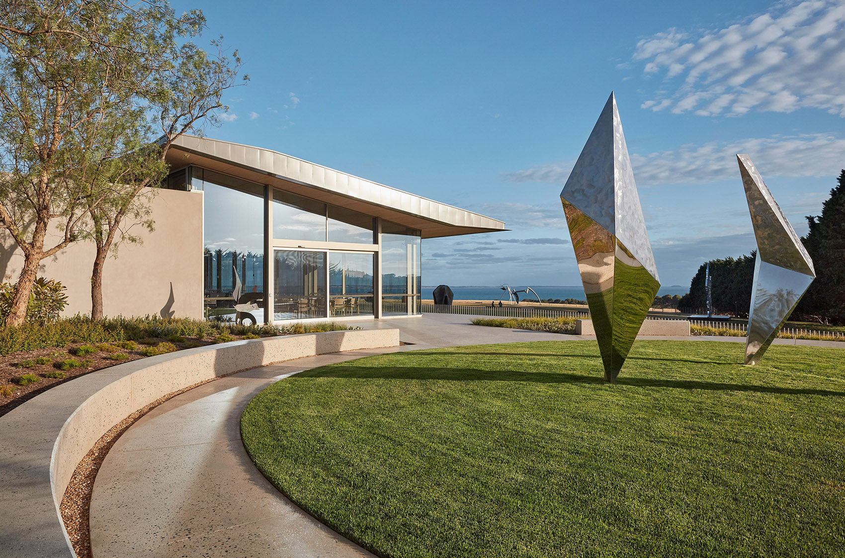 Pt. Leo Estate Winery by Jolson Architecture and Interiors - 谷德设计网