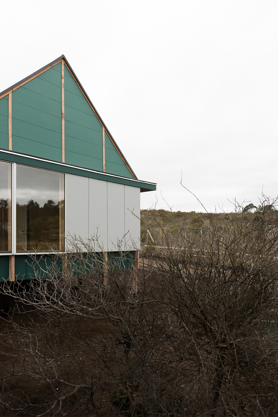 SP HOUSE by RODRIGO VALENZUELA JEREZ - 谷德设计网