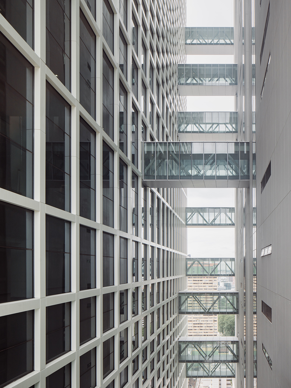 New State Courts Towers by Serie Architects + Multiply Architects - 谷德设计网