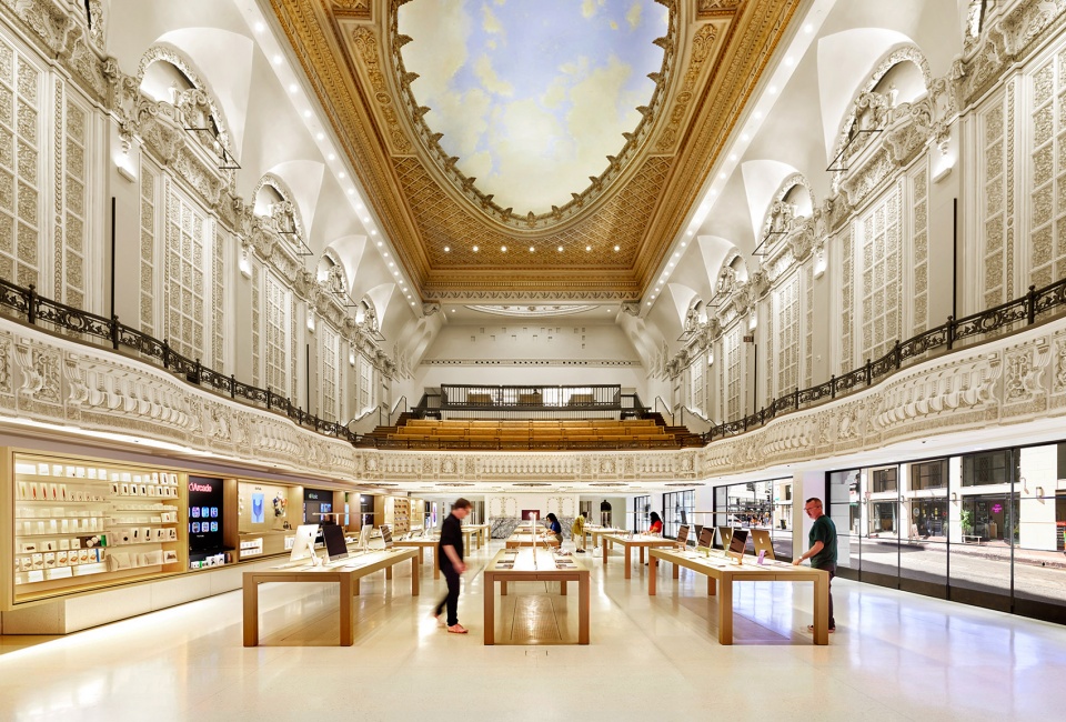 Apple Tower Theatre by Foster + Partners - 谷德设计网