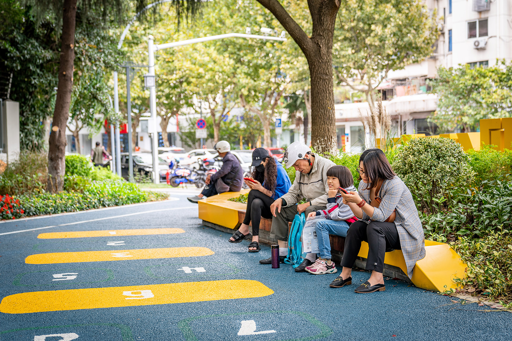 AD: Zhiqu Street Corner – “Kun Xiaowei” · Urban Interface Renewal ...