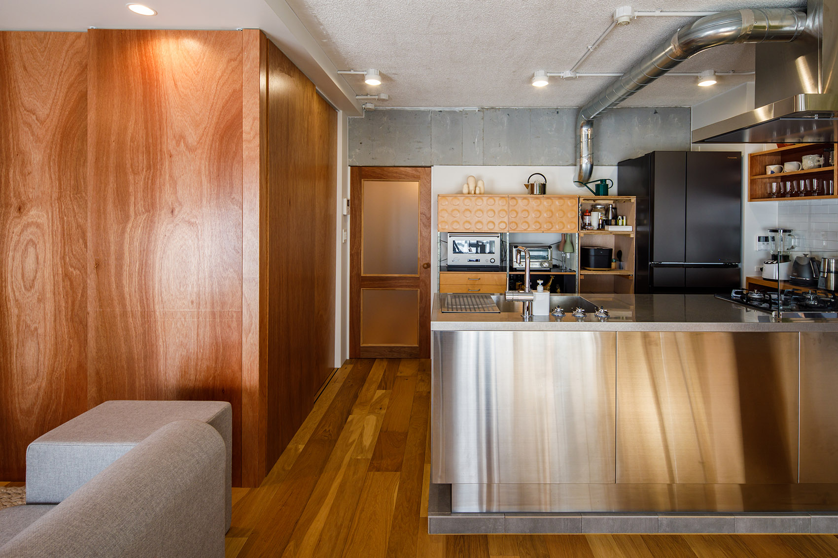 U House, Osaka by rivvon inc. - 谷德设计网