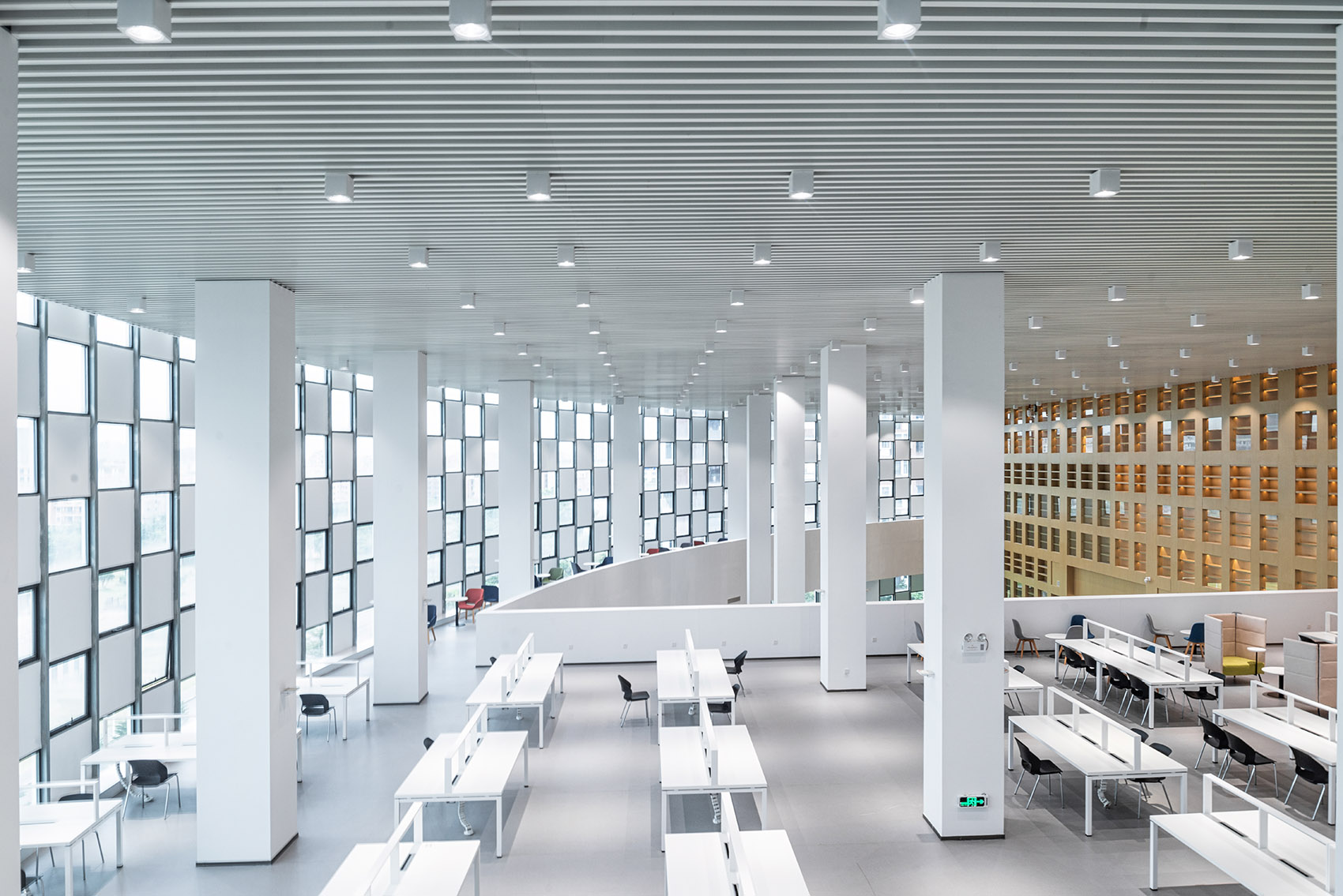 Library of Guangdong Vocationl College of Hotel Management, China by ...