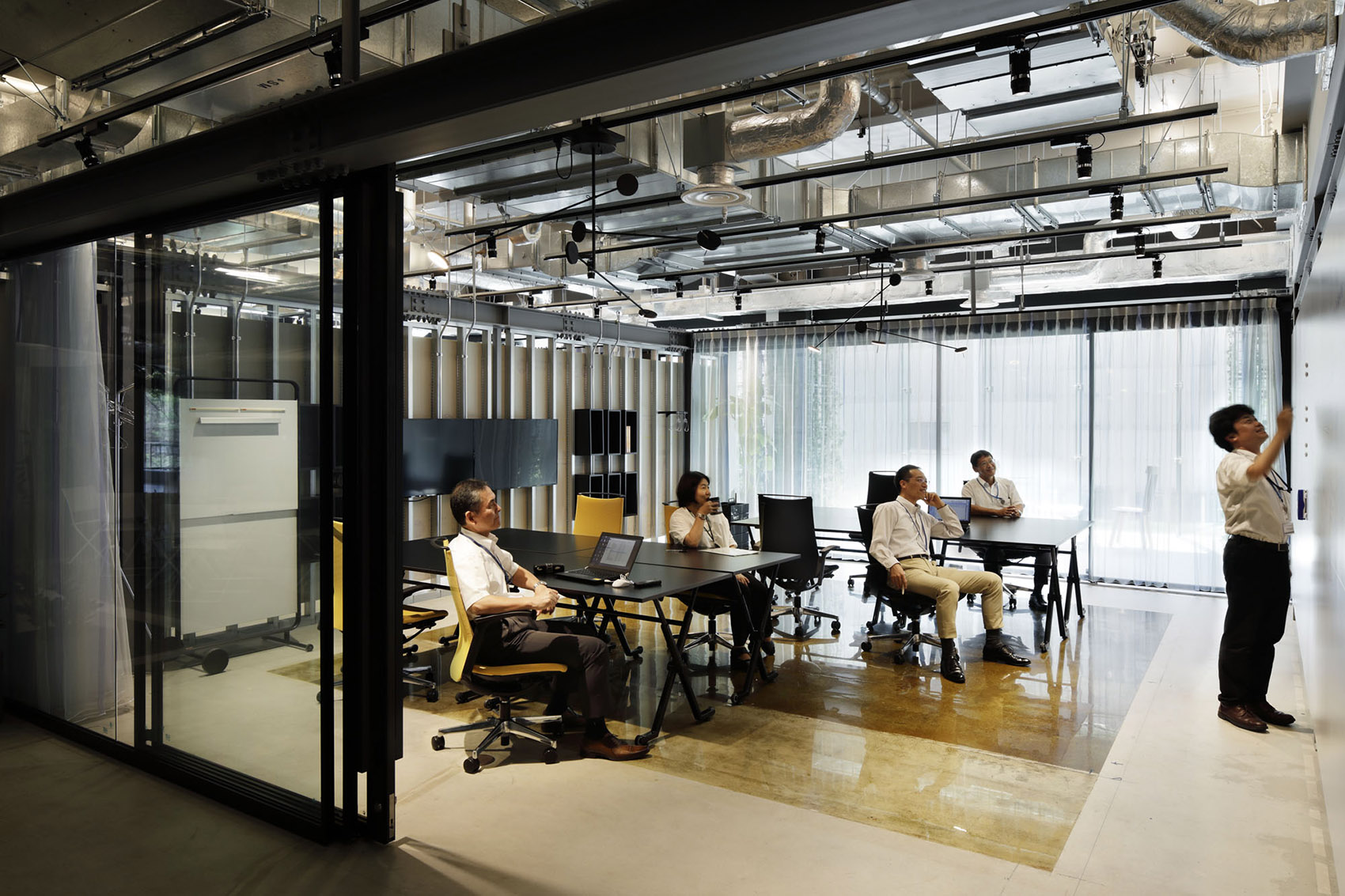 Design of the Innovation Center in the new experiment building at IHI’s ...