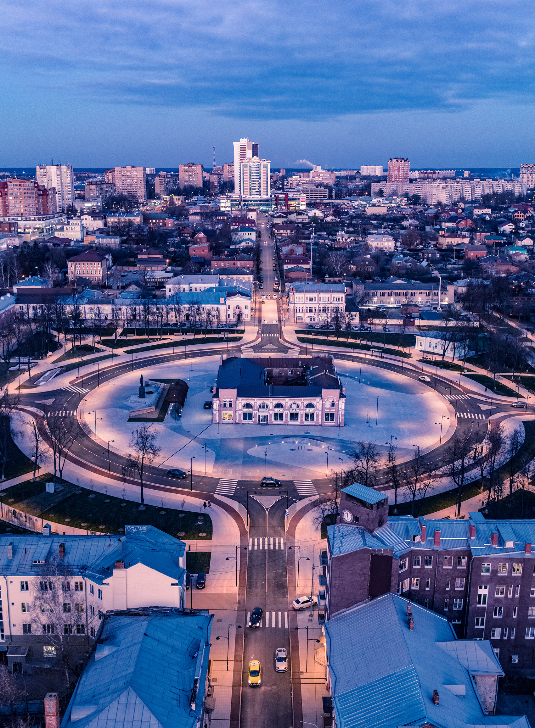 The Renovation of the city center of Serpukhov (Lenin square) by Mirror ...