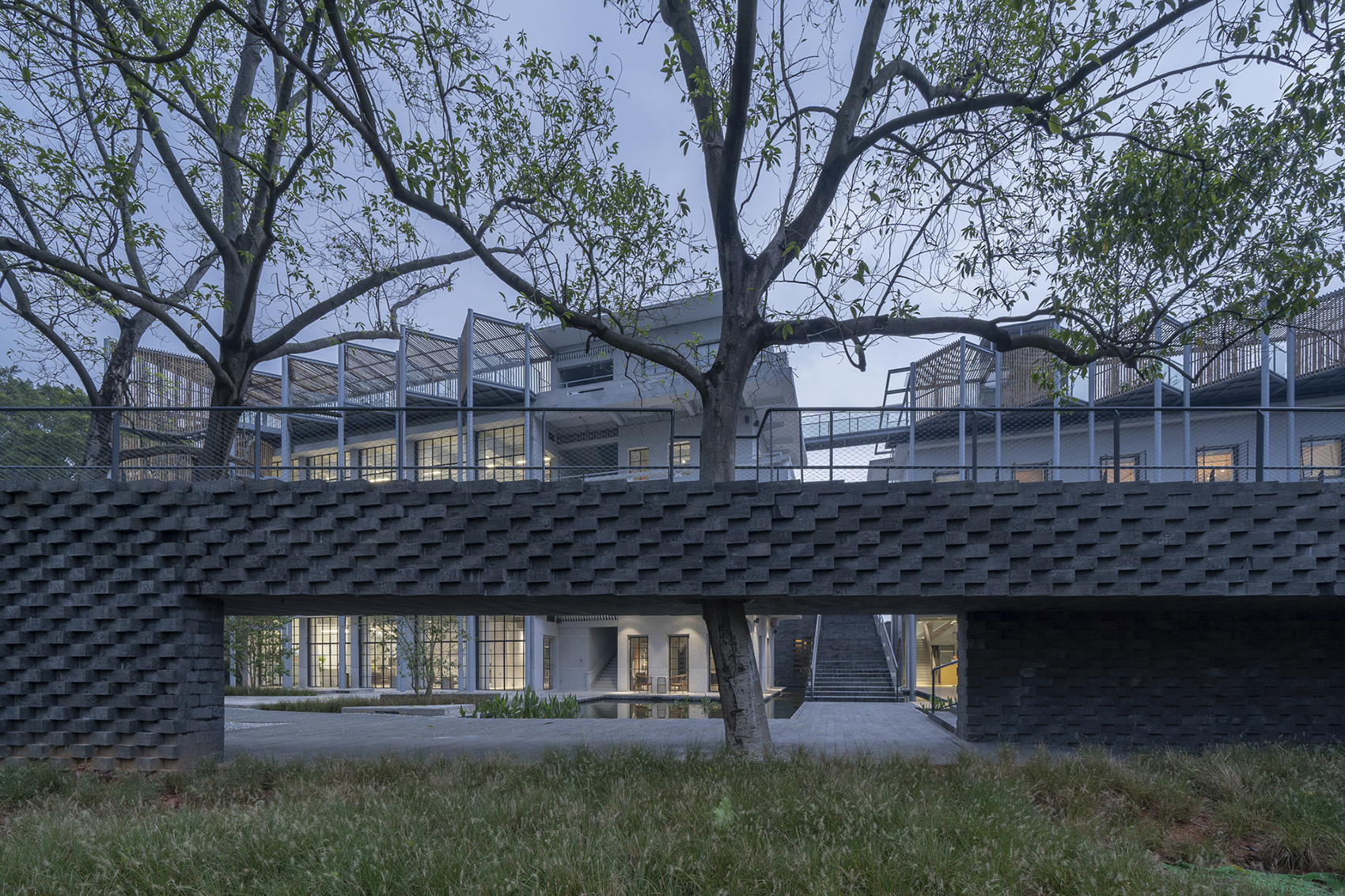 (Re)forming Duichuan Tea Yards, China by O-office Architects - 谷德设计网