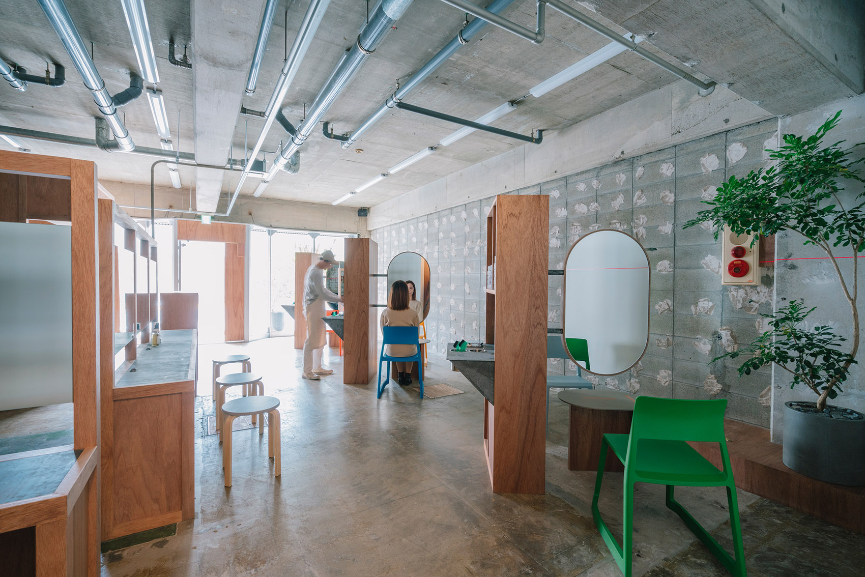 Color stand by FATHOM - 谷德设计网