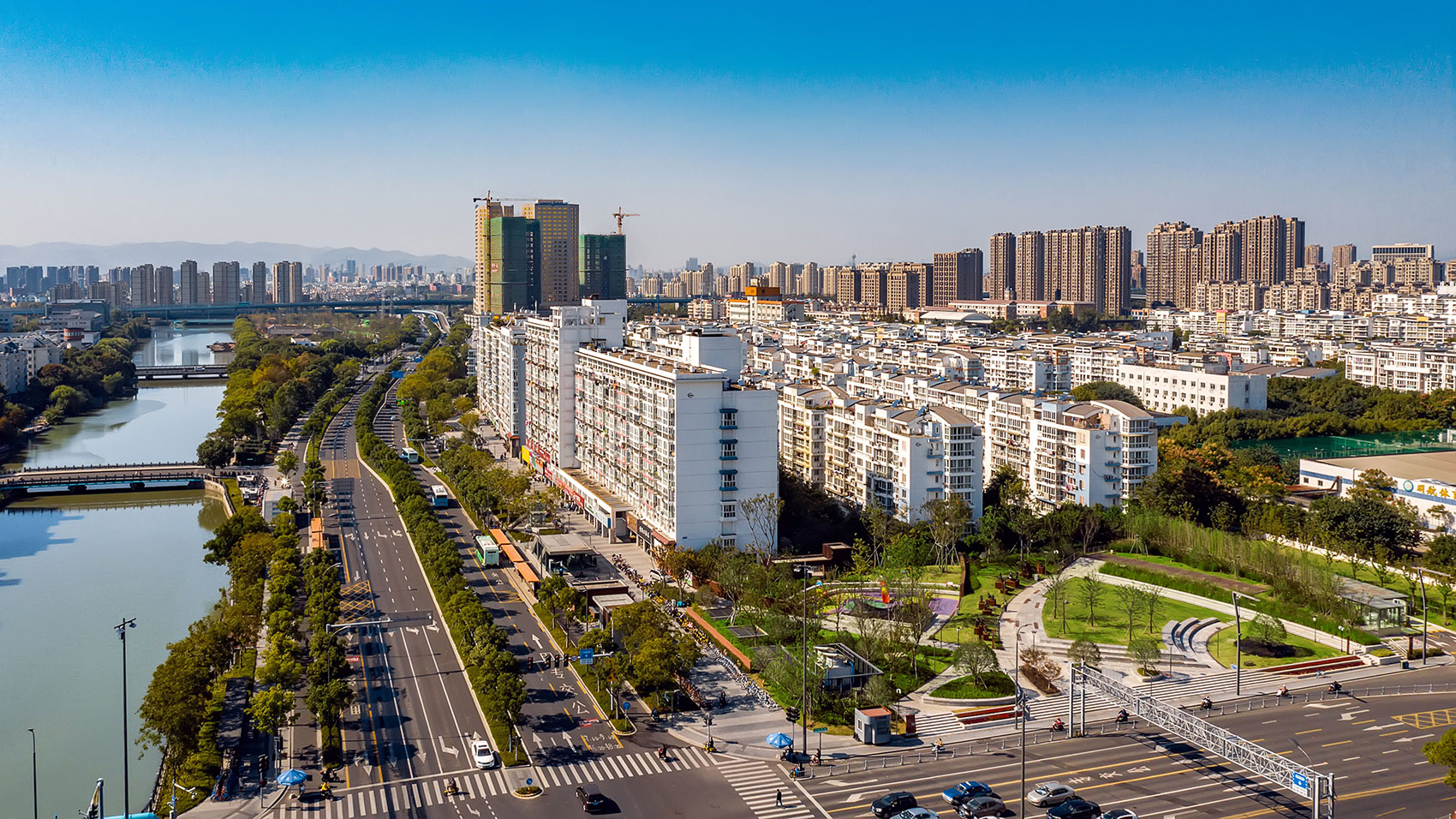 Department for Comprehensive Redevelopment – Zhongshan Road Ningbo, China by PFS Studio - 谷德设计网