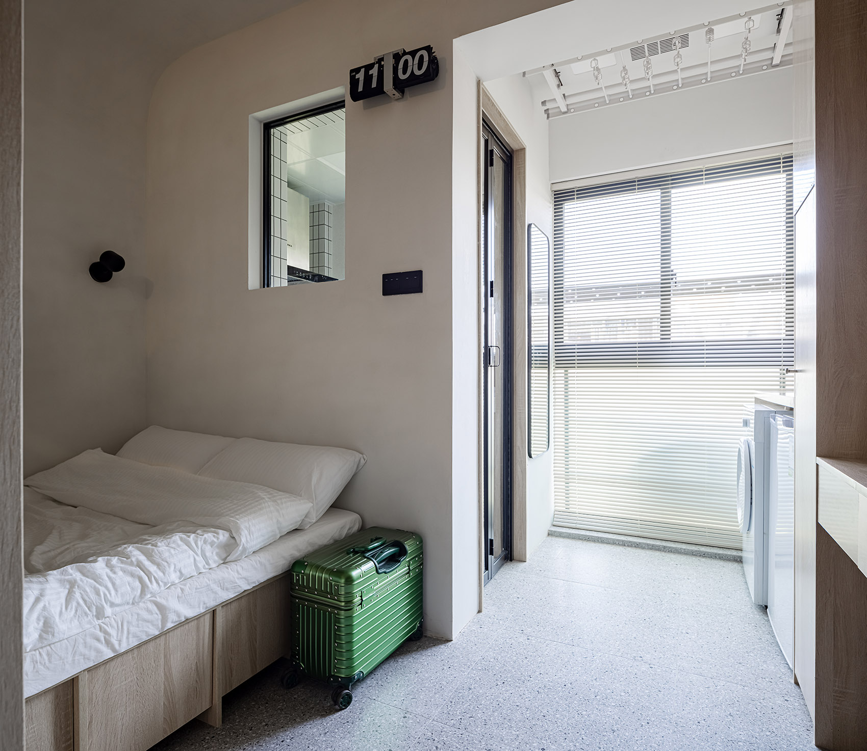 Interior design of a 24 square meters apartment, China by Wusuo design ...