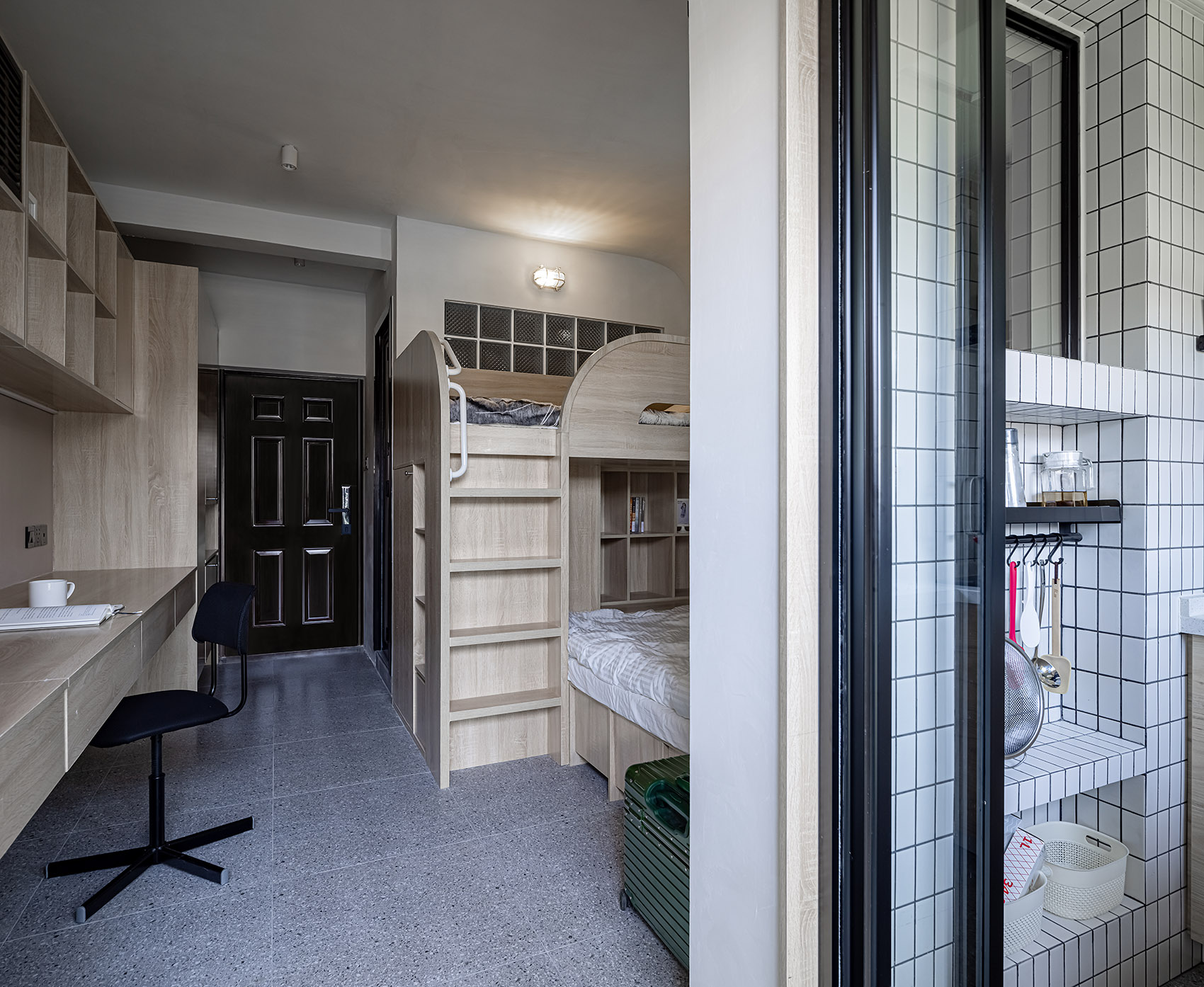 Interior design of a 24 square meters apartment, China by Wusuo design ...