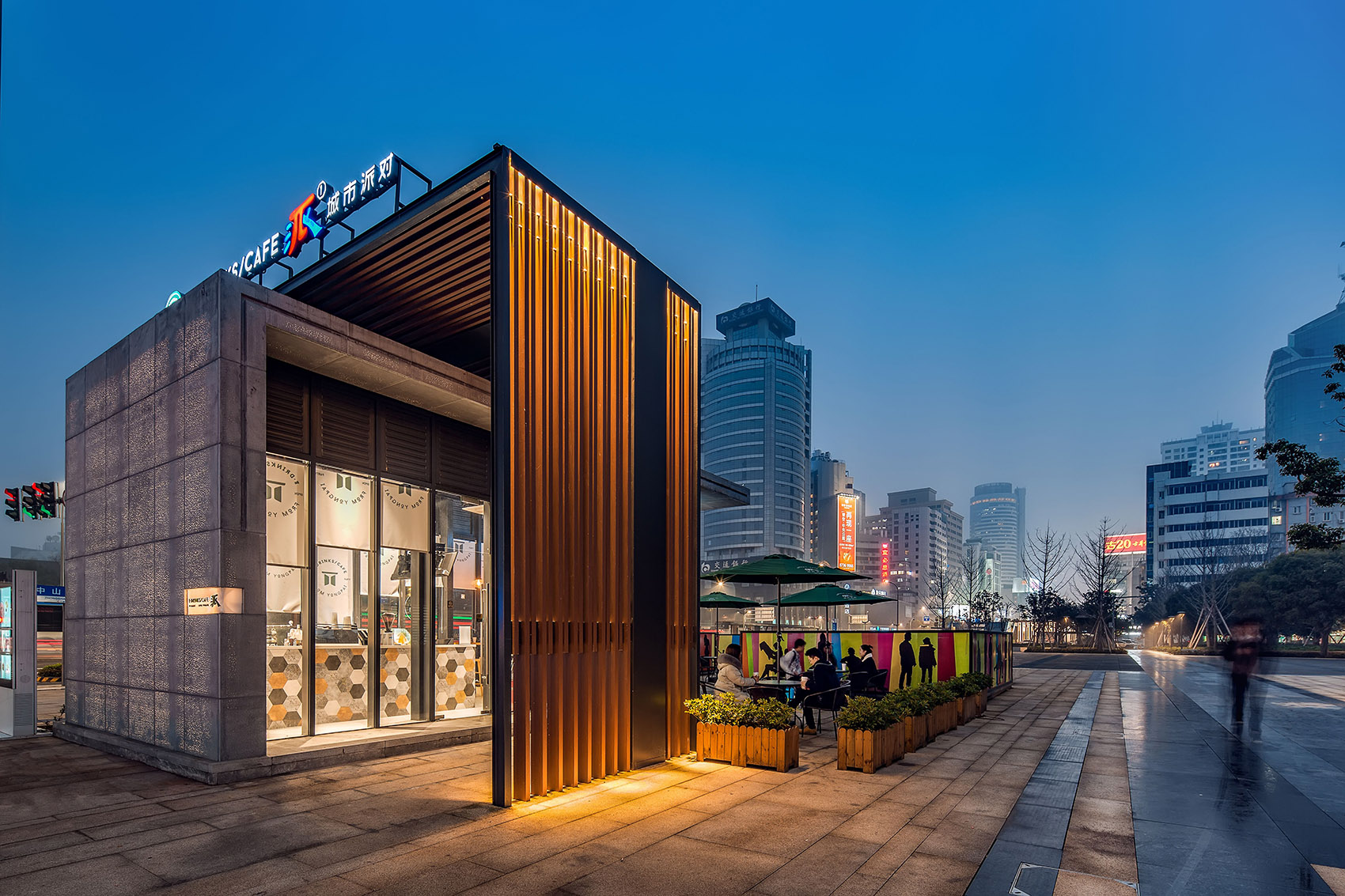 Department for Comprehensive Redevelopment – Zhongshan Road Ningbo, China by PFS Studio - 谷德设计网