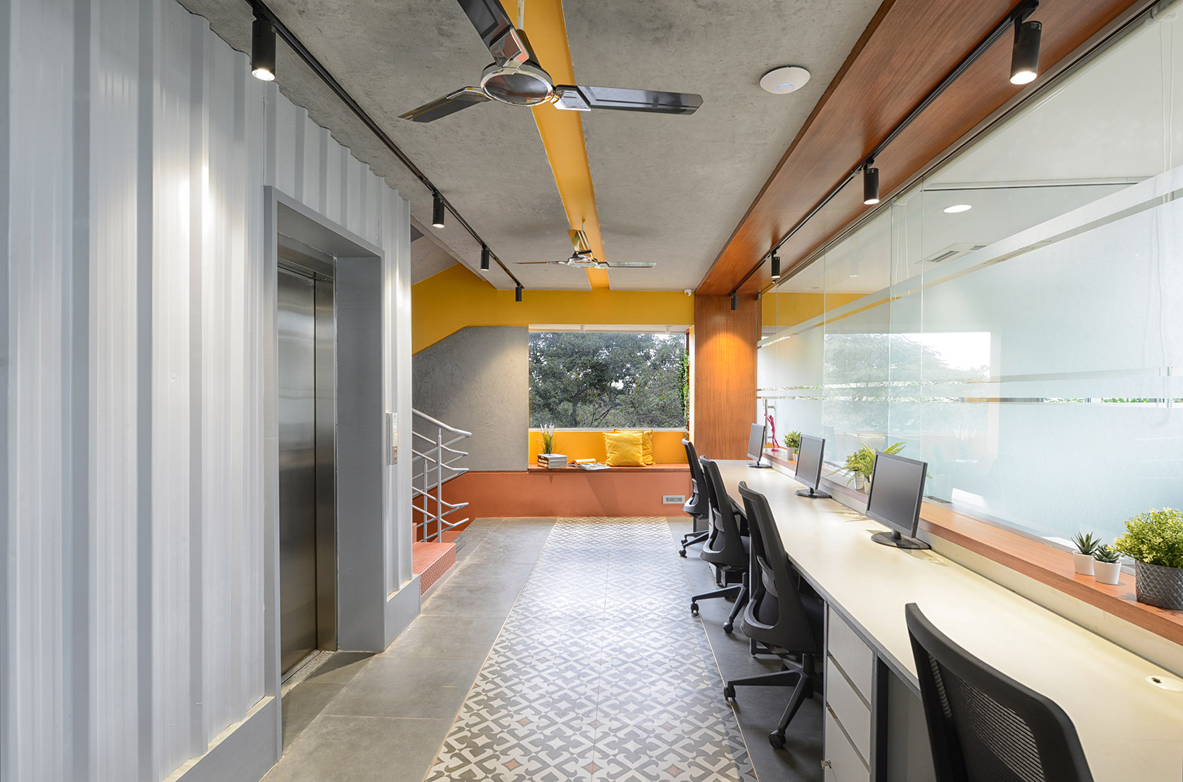 MGB Headquarters by Spacefiction Studio - 谷德设计网
