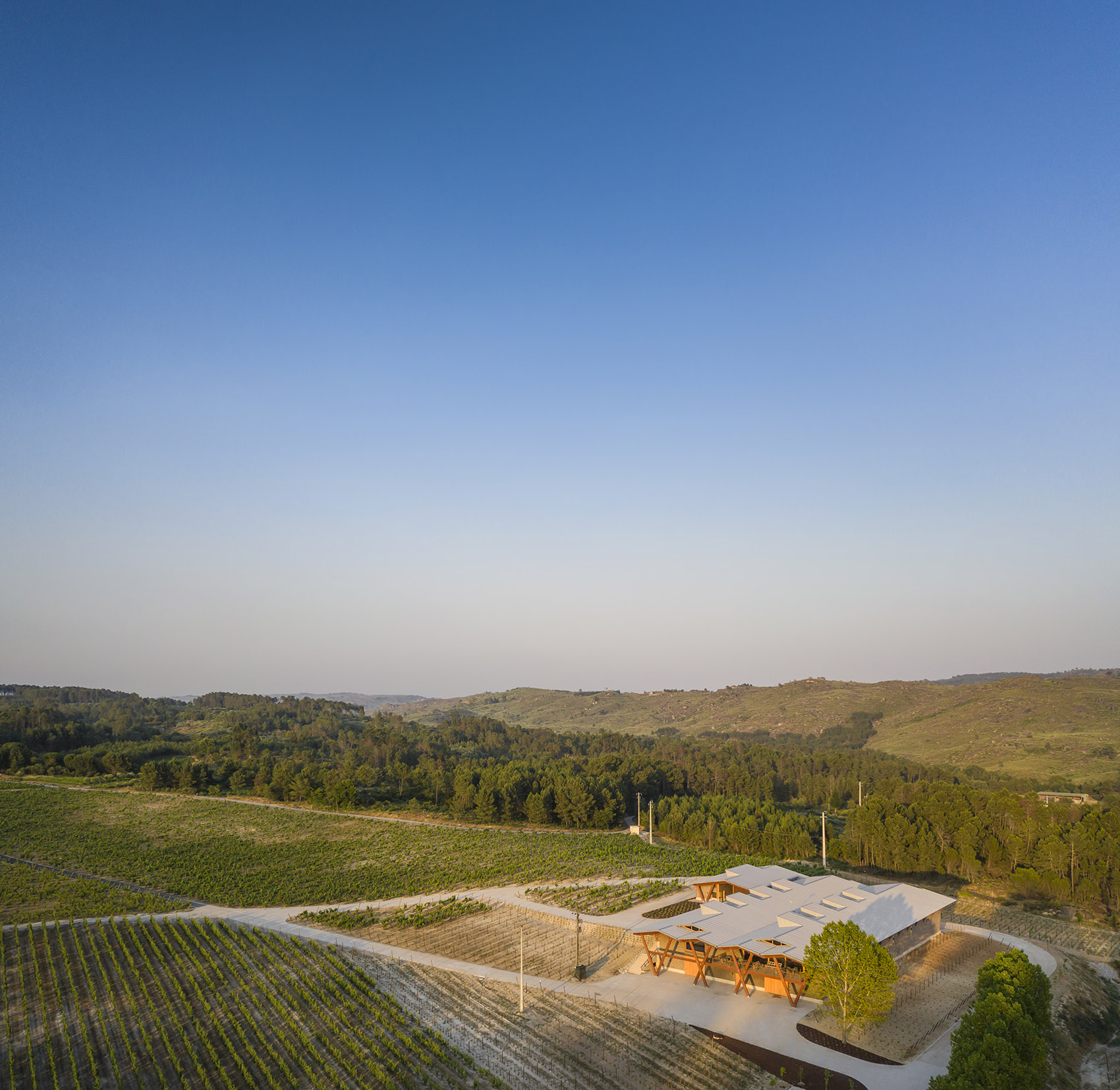 Taboadella Winery by Carlos Castanheira - 谷德设计网
