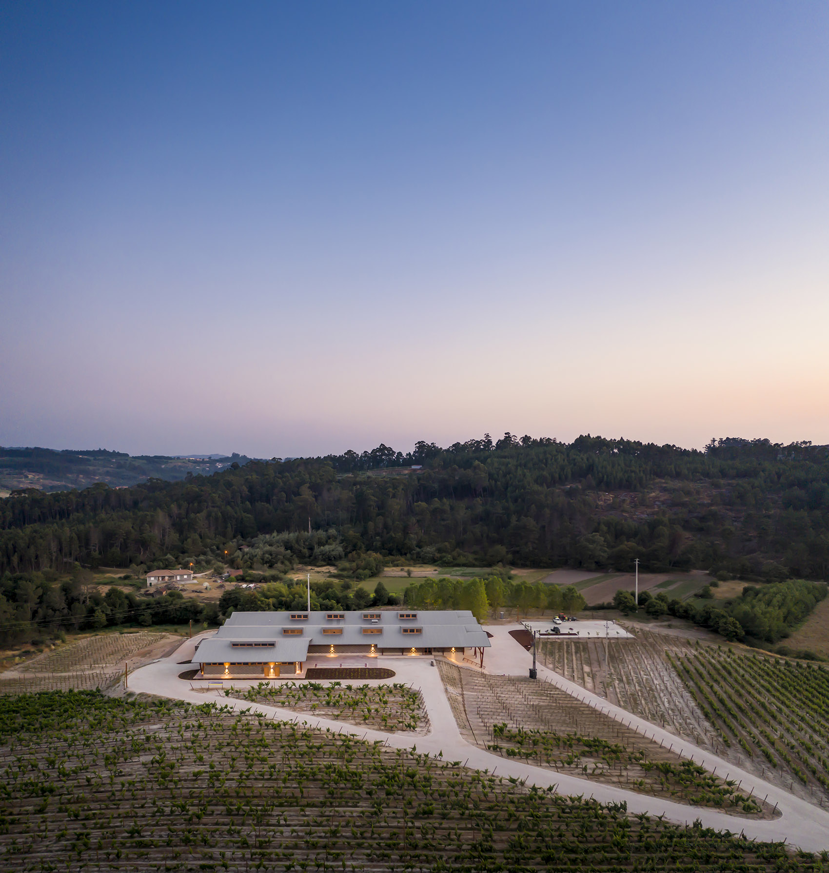 Taboadella Winery by Carlos Castanheira - 谷德设计网