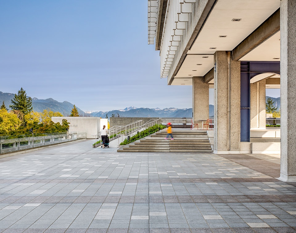 SFU Burnaby Plaza Renewal, Canada by PUBLIC - 谷德设计网